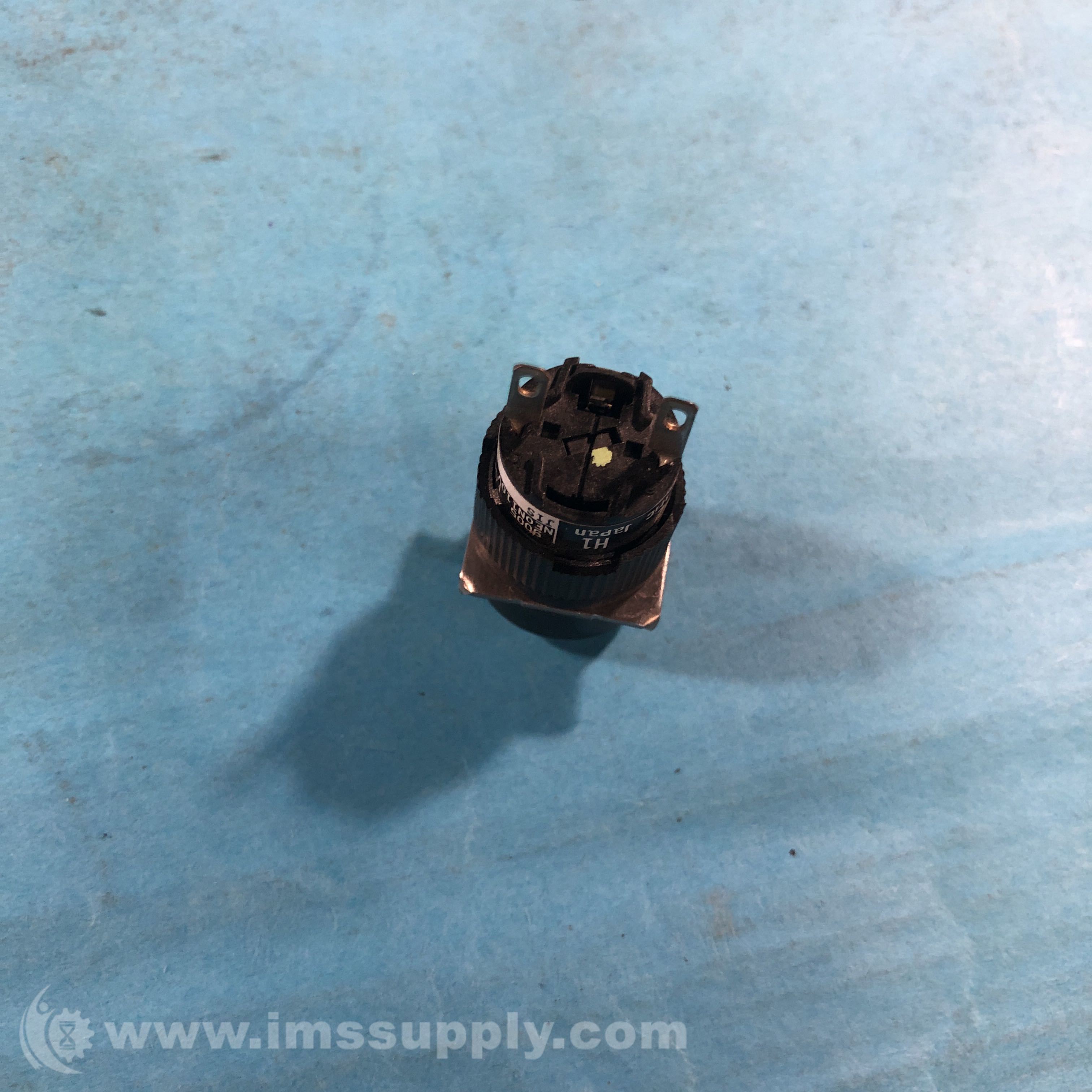 Fuji Electric AH165-Z White Push Button Switch - IMS Supply