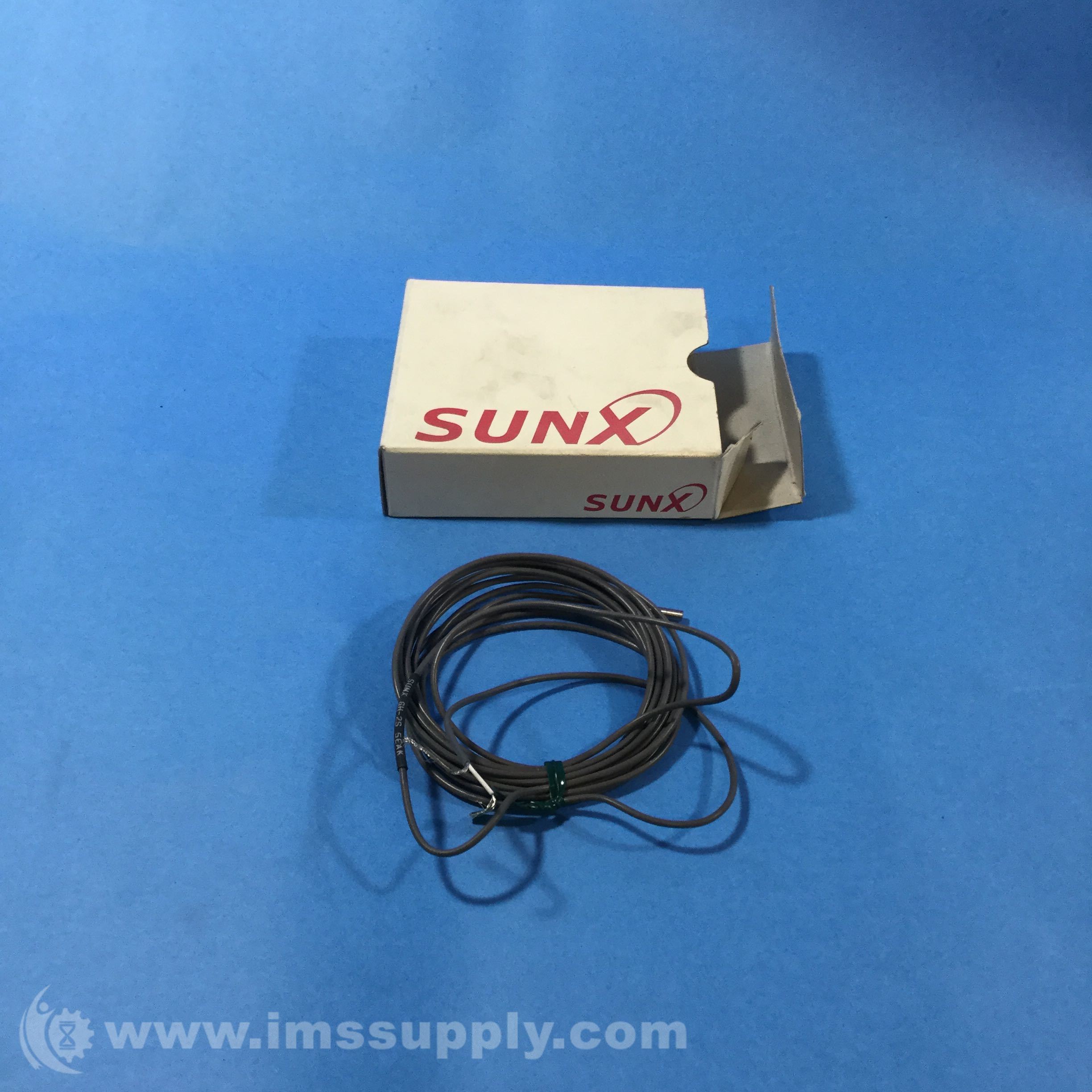 Sunx GH-2S Inductive Proximity Sensor, 1.2mm Max Sensing Range - IMS Supply