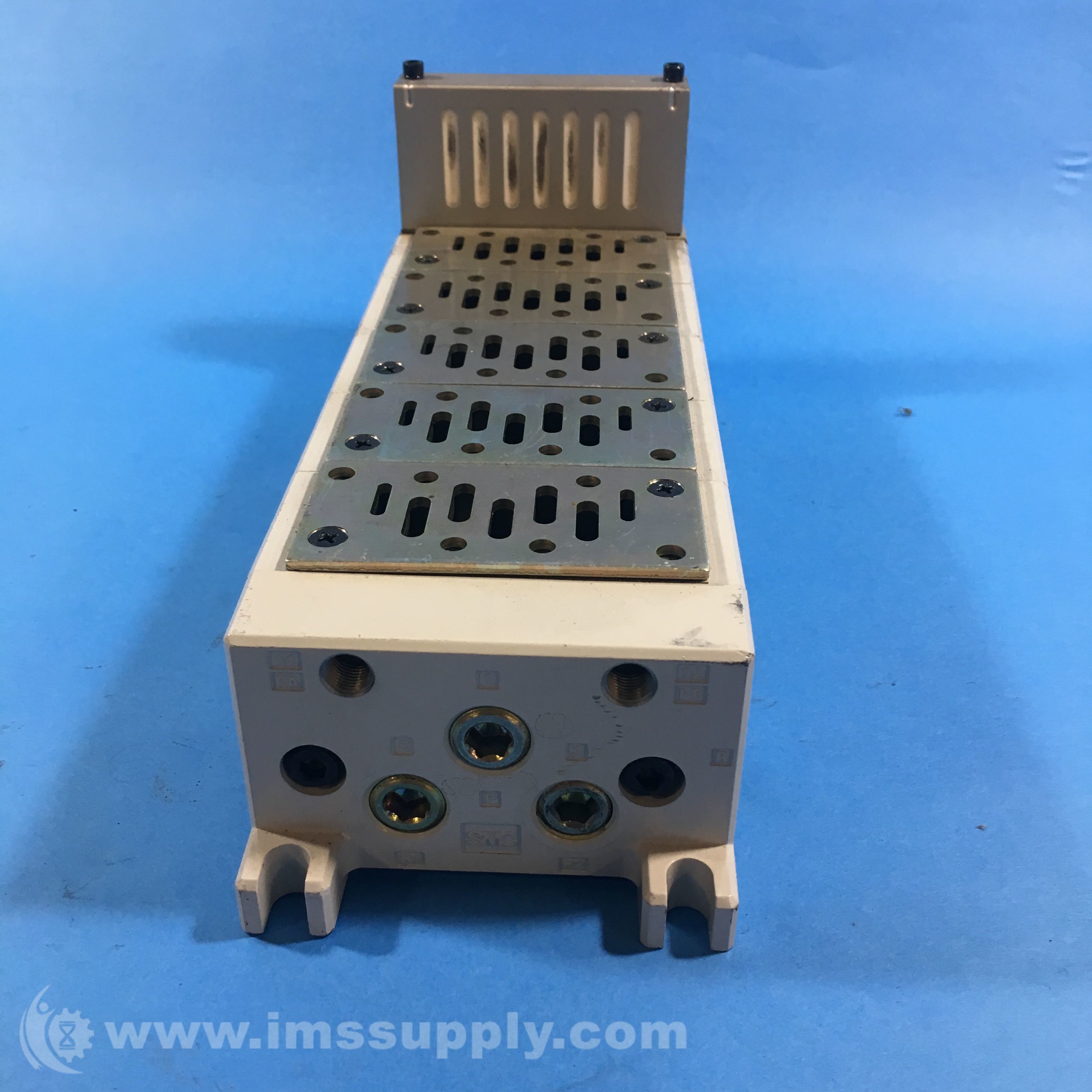 SMC VV715-03R-03U-SB Manifold Base, for VQ7-6 Series - IMS Supply