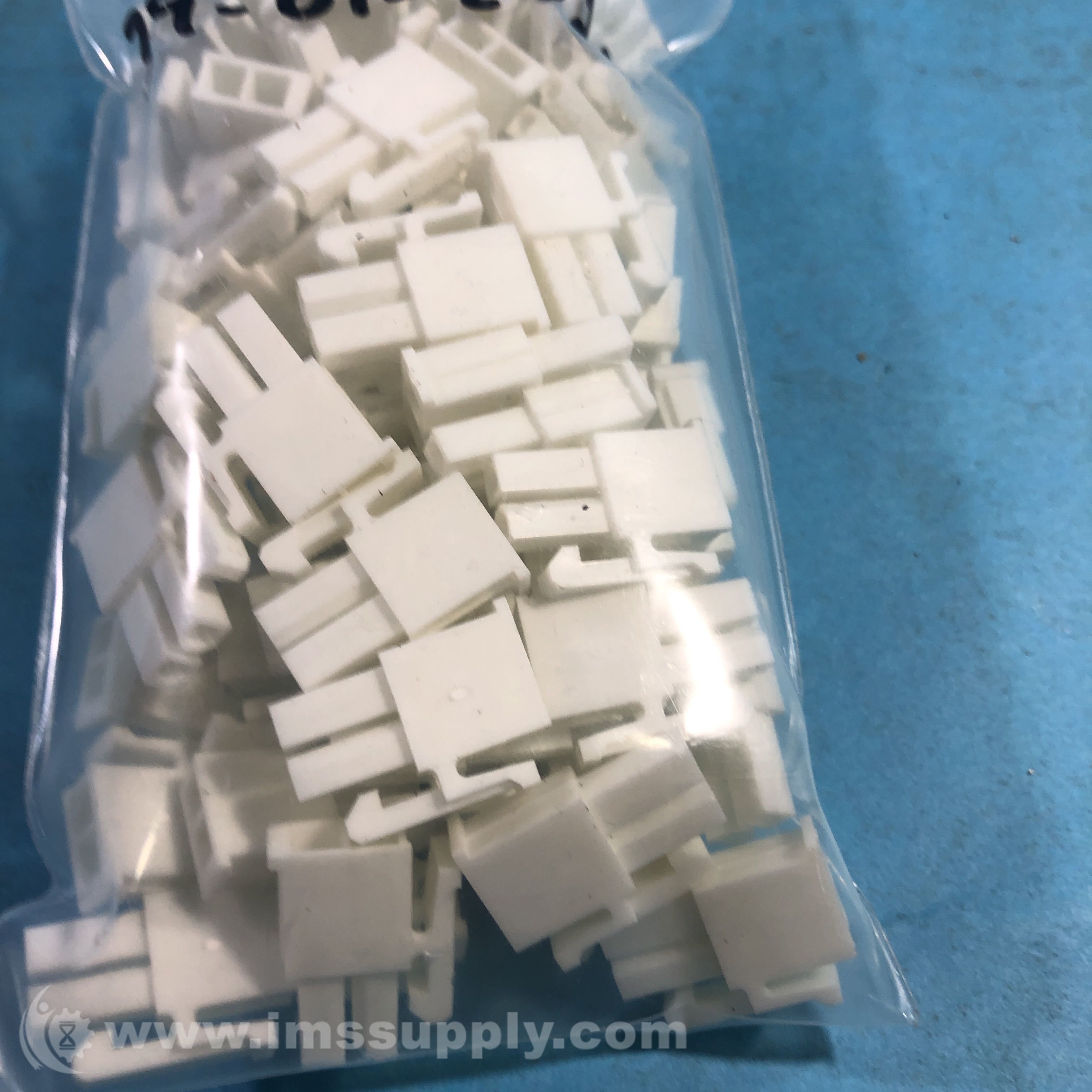 Molex 39-01-2025 Bag of 73 White Connector Housings - IMS Supply