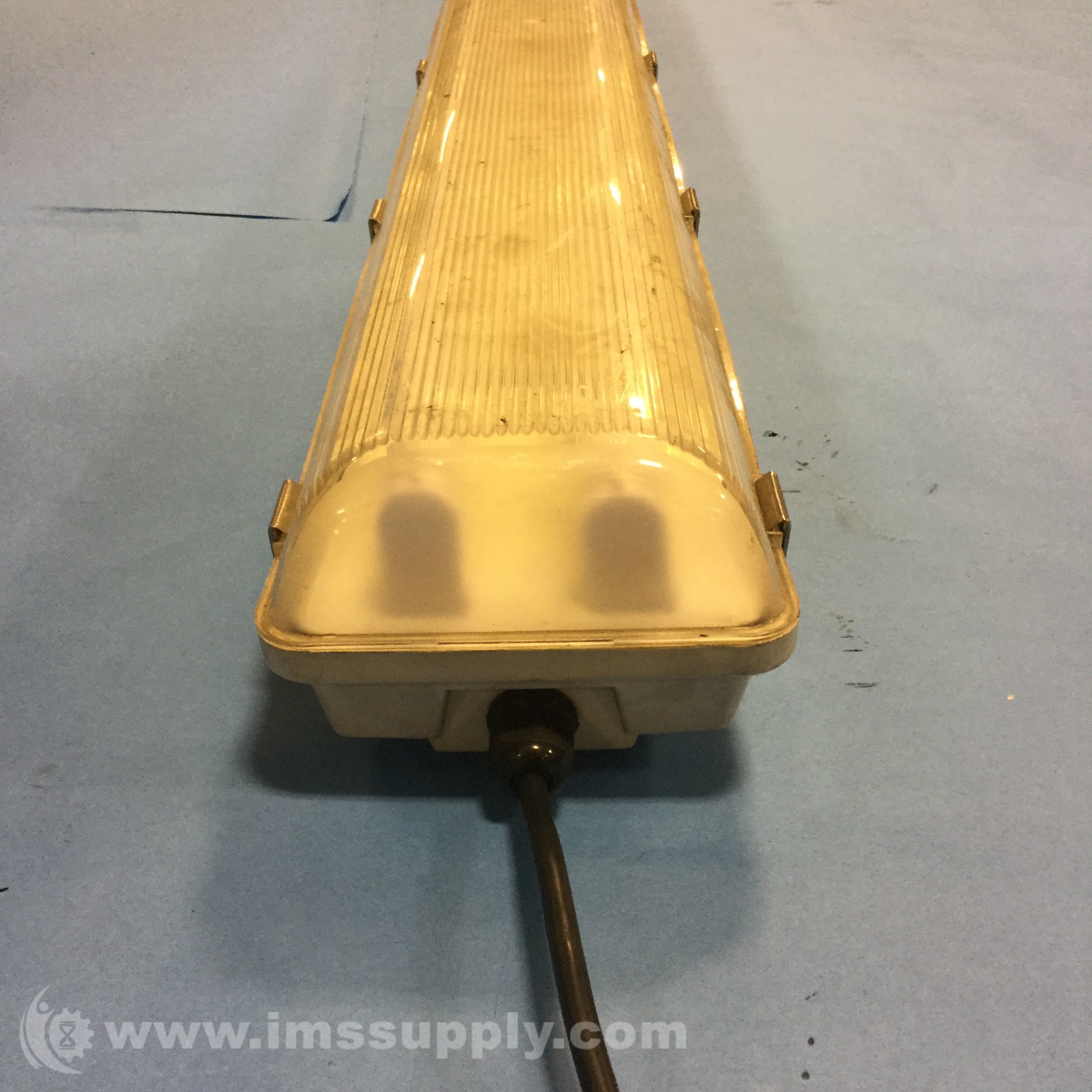 Louvers International ADV4 Fluorescent Vapor Tight Light Fixture - IMS ...