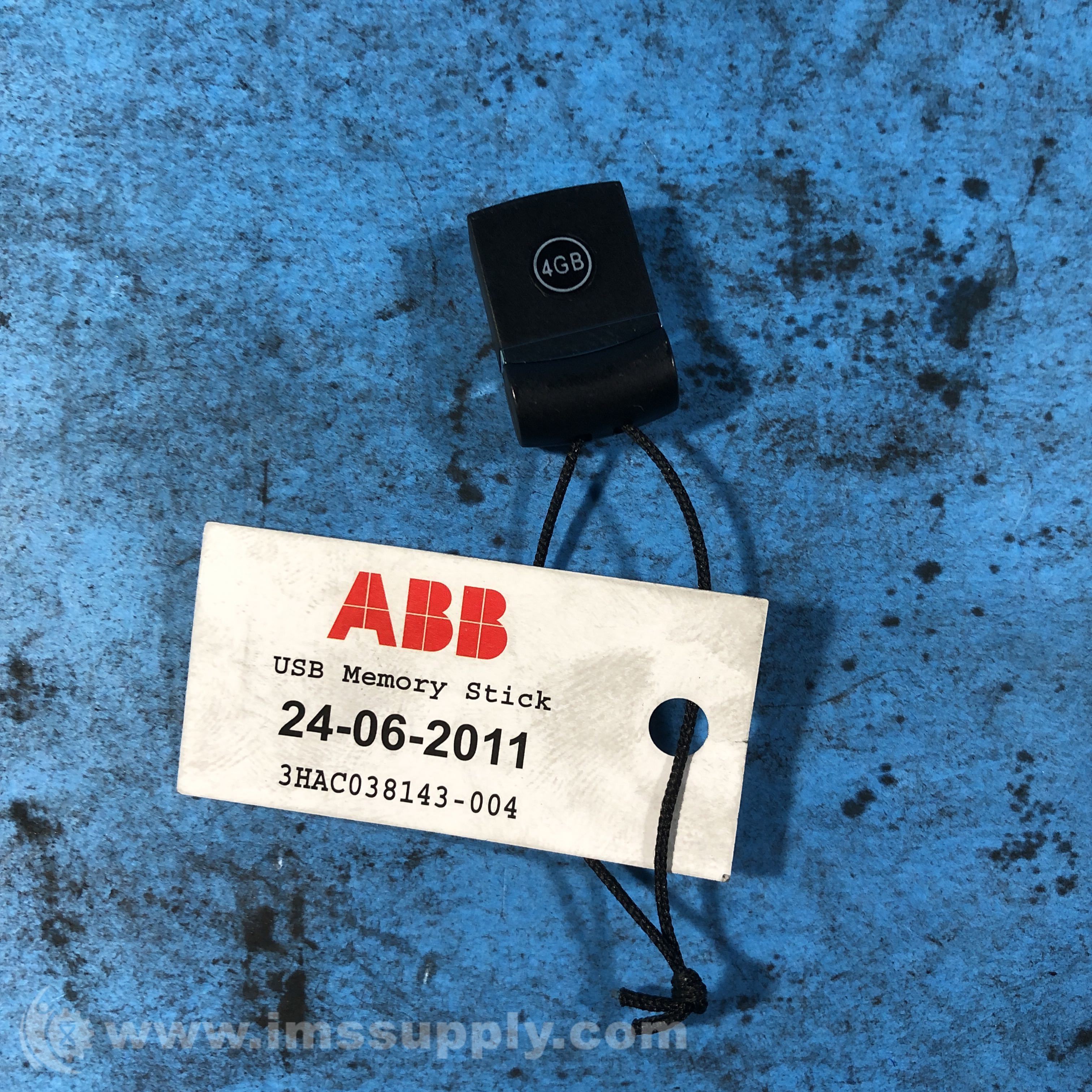 ABB 3HAC038143-004 USB Memory Stick, 4GB - IMS Supply