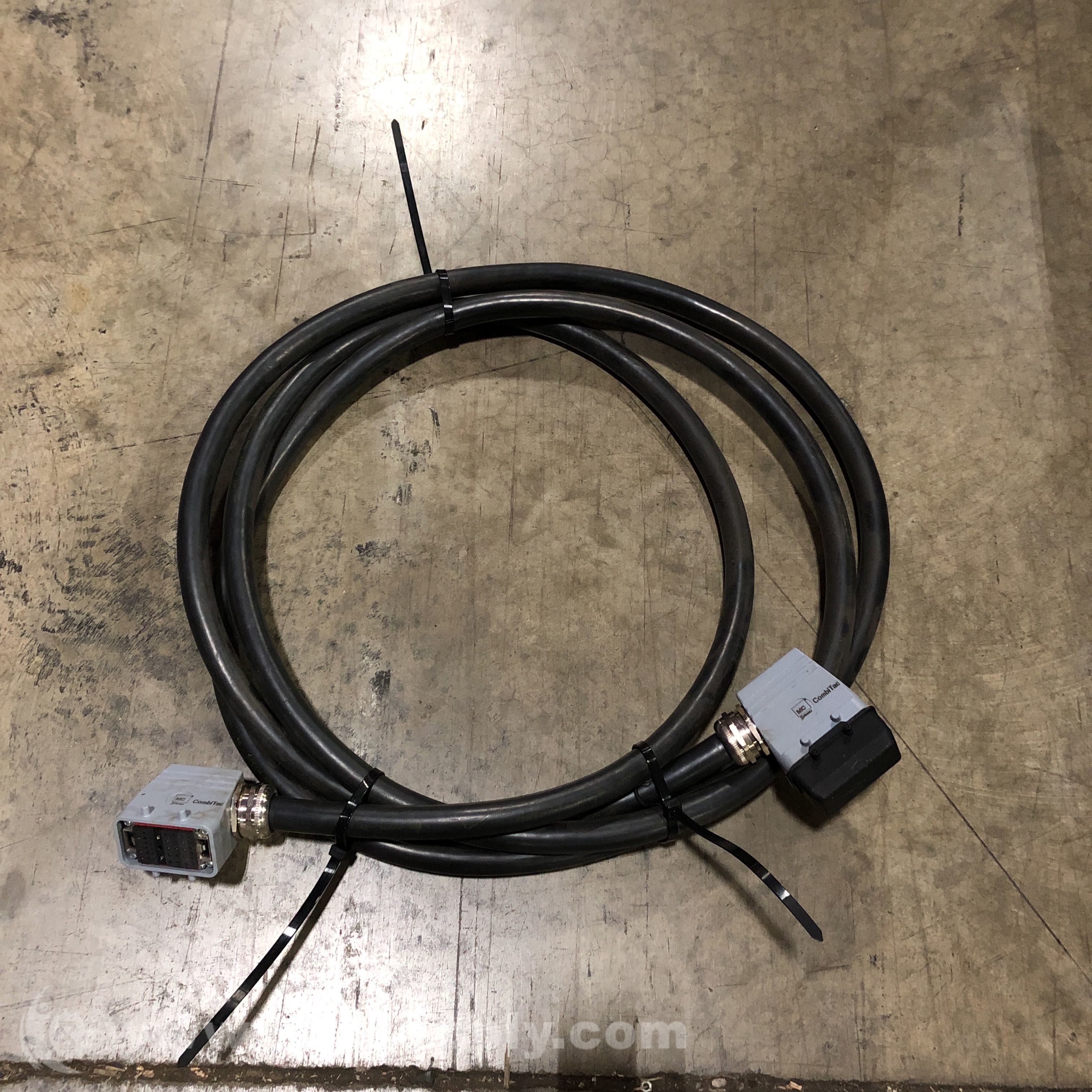 Staubli D24324205A Robotics Cable, 5M LG - IMS Supply