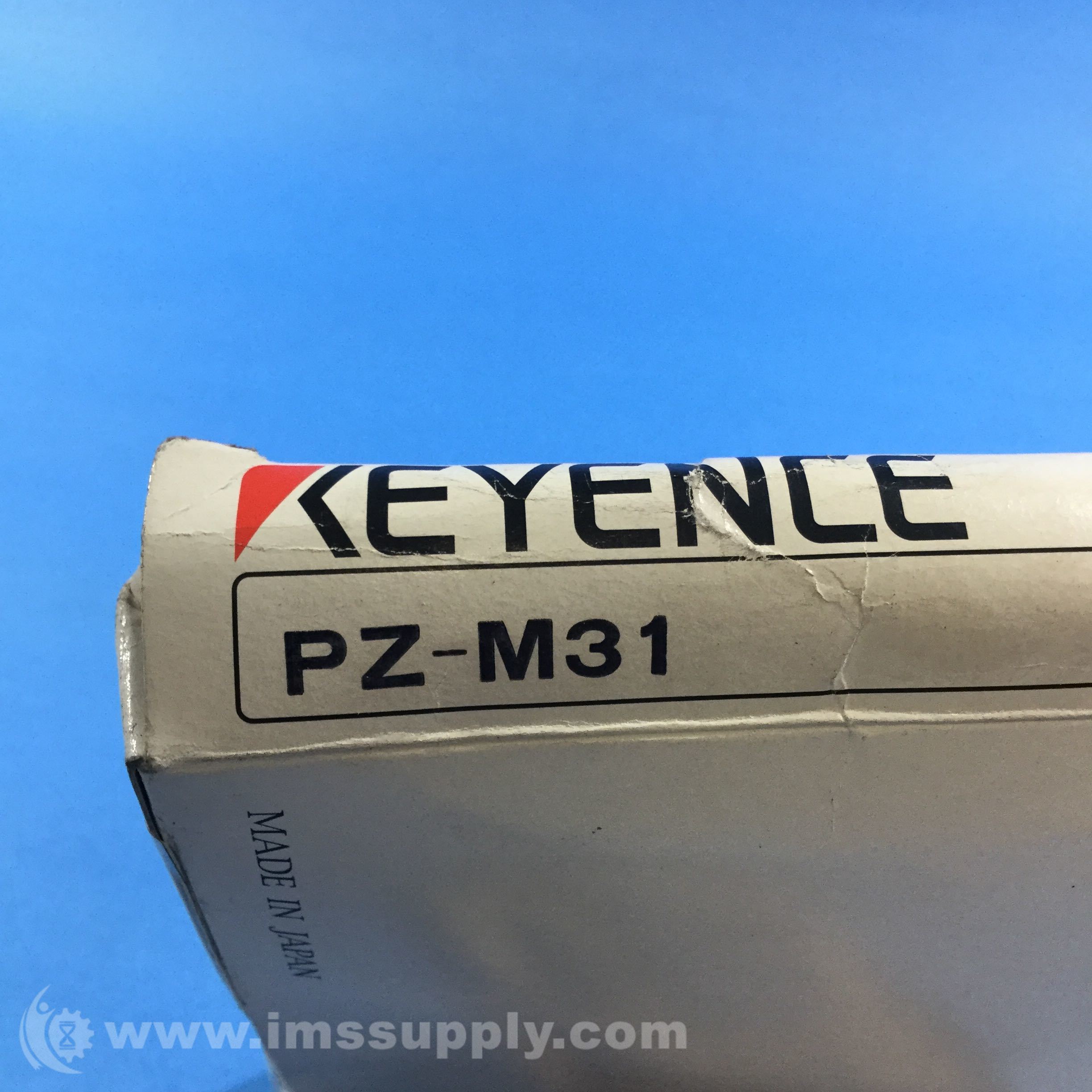 Keyence PZ-M31 Square Reflective Photoelectric Sensor - IMS Supply