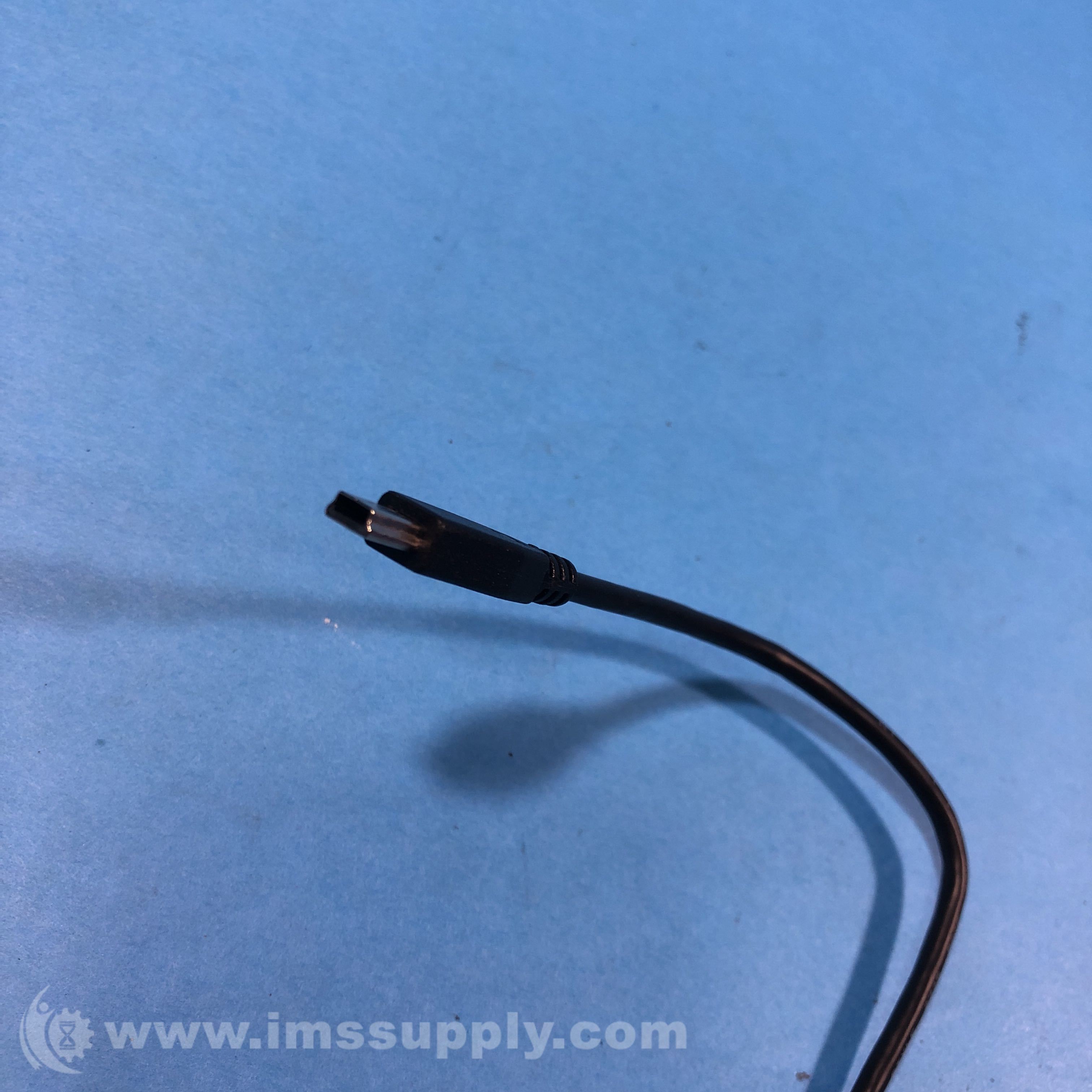 Garmin E315618 USB Data Transfer and Charging Cable - IMS Supply