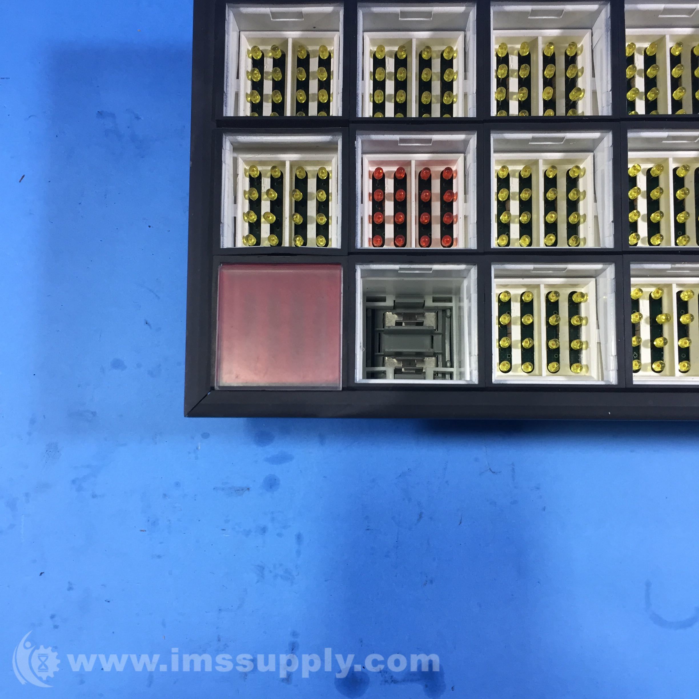 Idec SLC 40N-0314-DD2-FB-WHITE Panel Mount Annunciator - IMS Supply