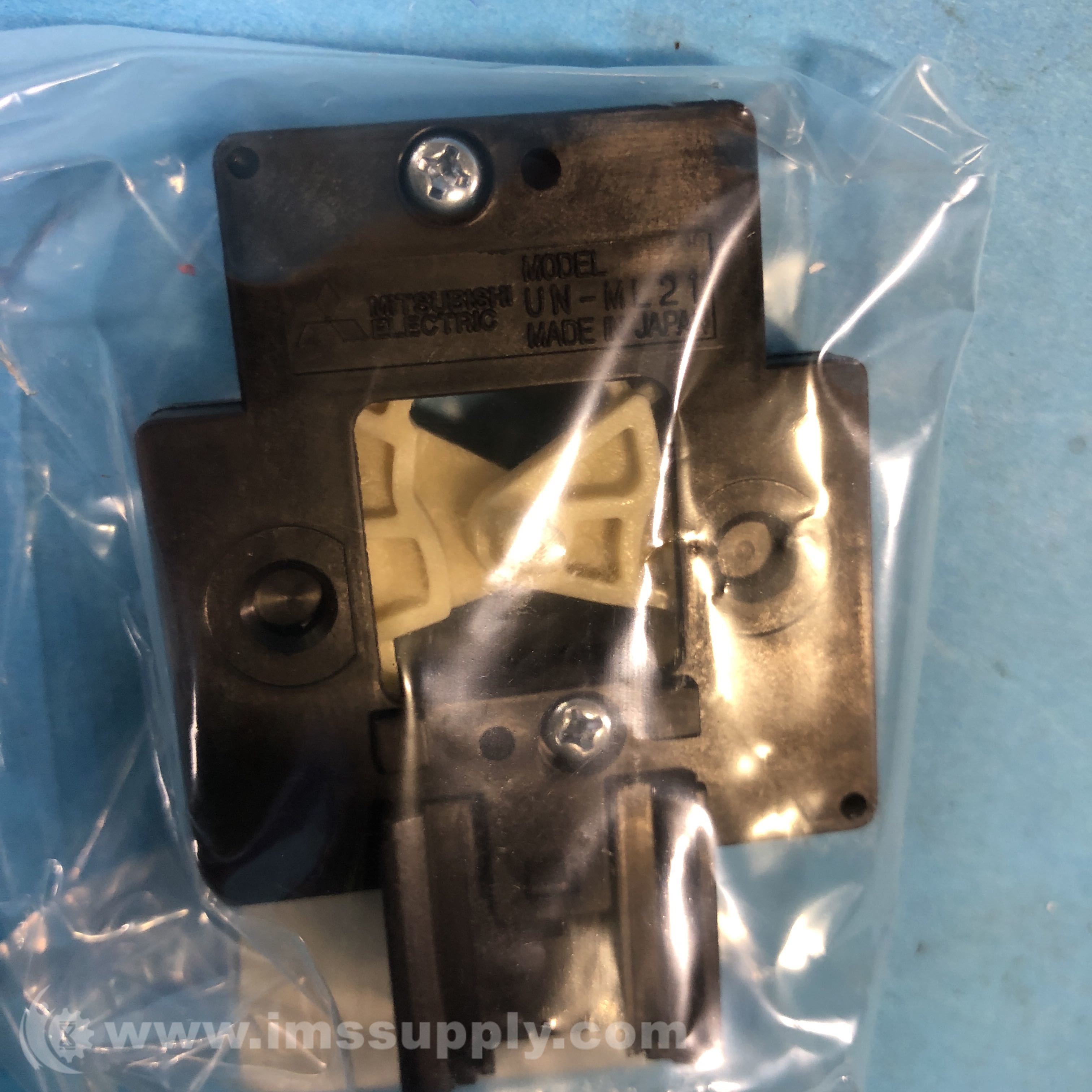 Mitsubishi Electric UN-ML21 Mechanical Interlock - IMS Supply