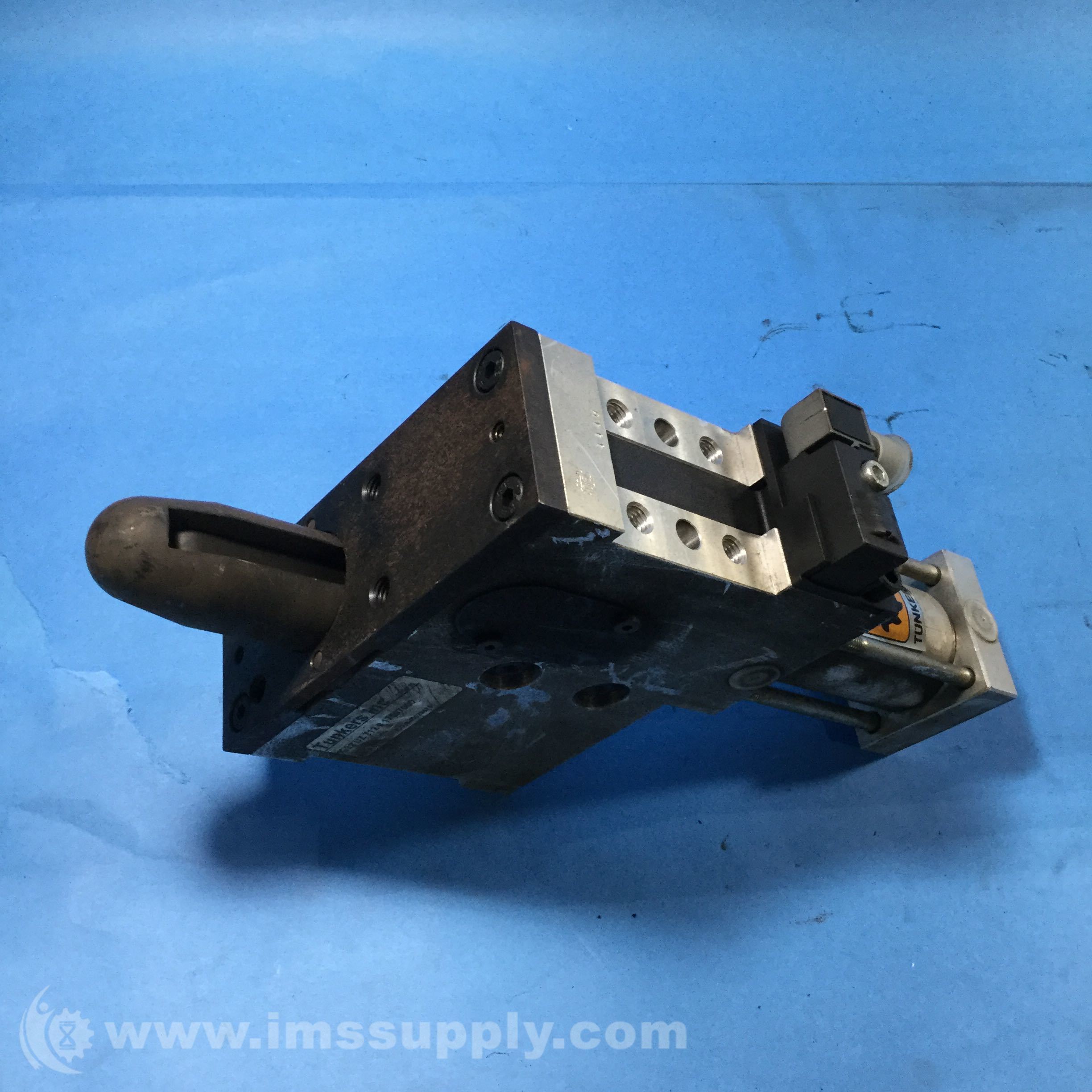 Tunkers K 32 UZ T12 Underbody Pin Clamp - IMS Supply