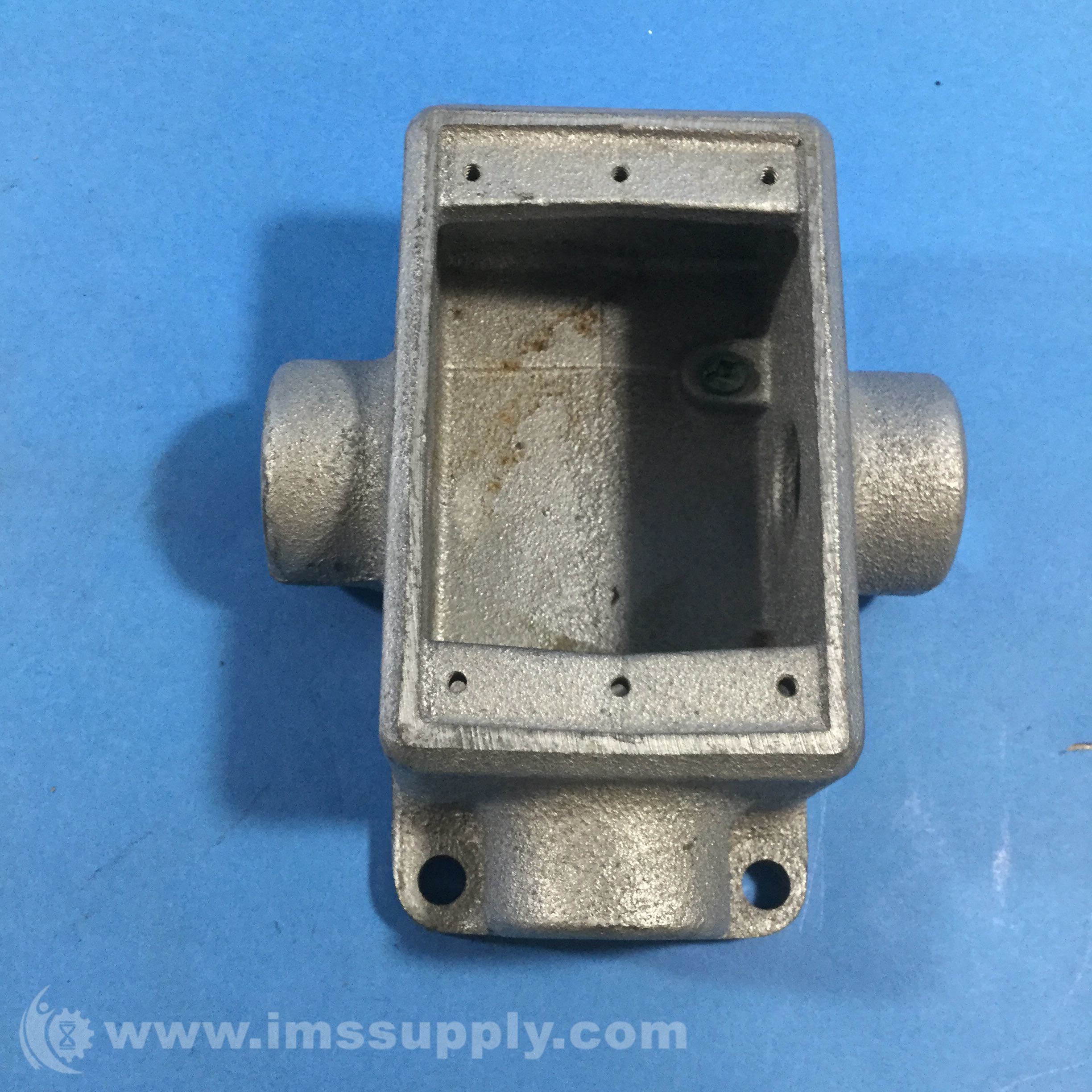 Crouse Hinds FST-1 Device Box, Aluminum, Shallow, T Style, 3/4 - IMS Supply