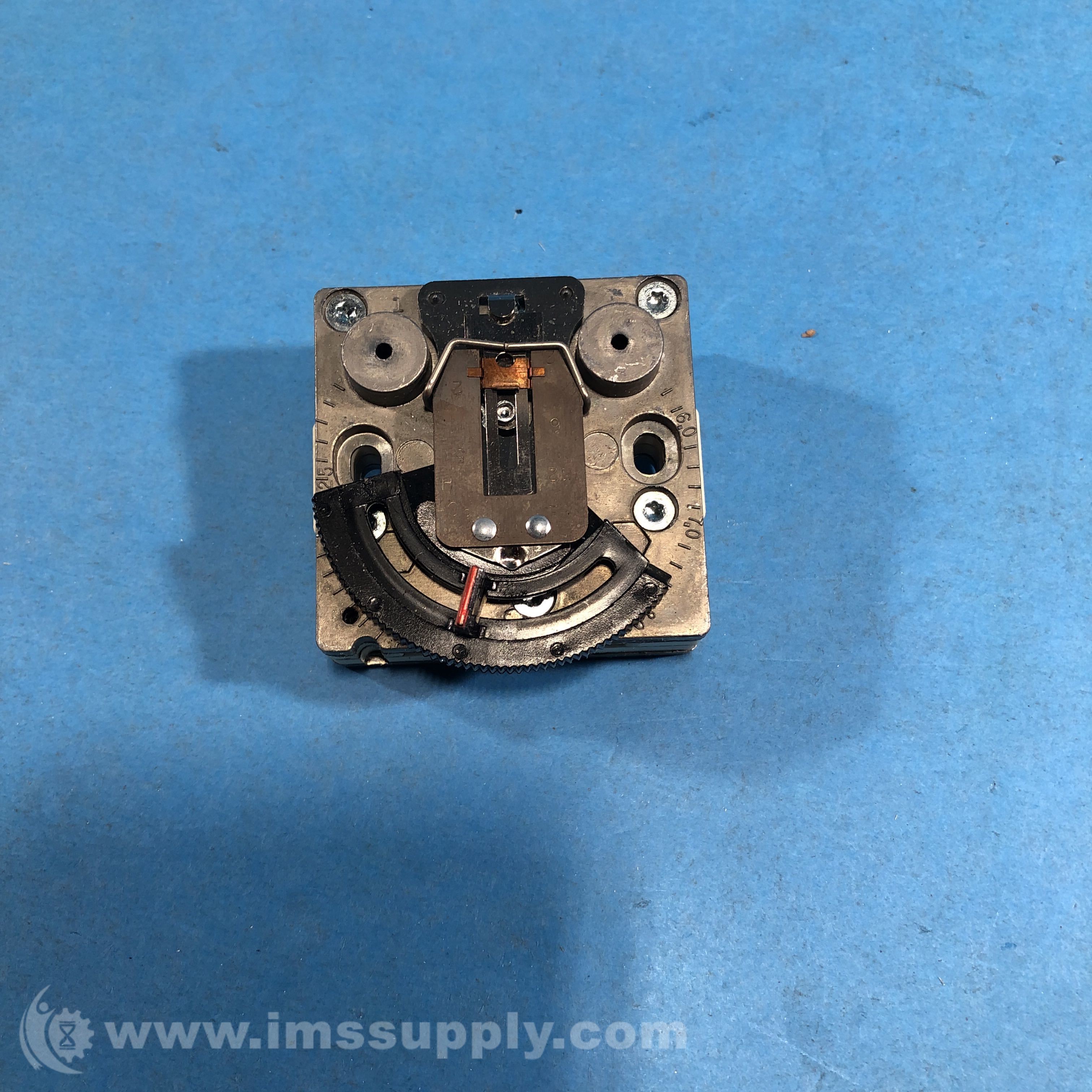 Schneider Electric T18-301 Pneumatic Thermostat, 9218 - IMS Supply