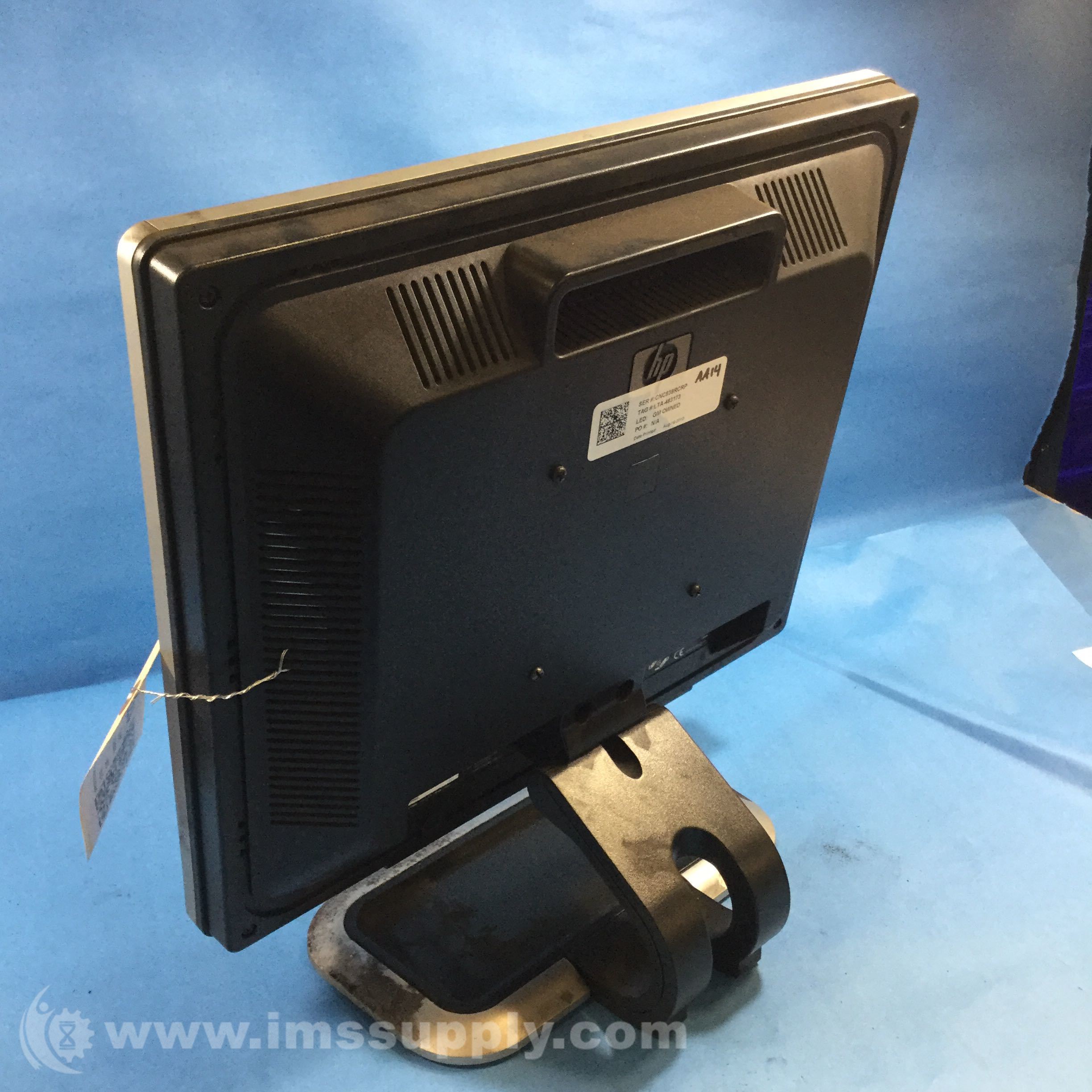 Hewlett Packard L1710 LCD Monitor, 17 Display, 1280 x 1024 - IMS Supply