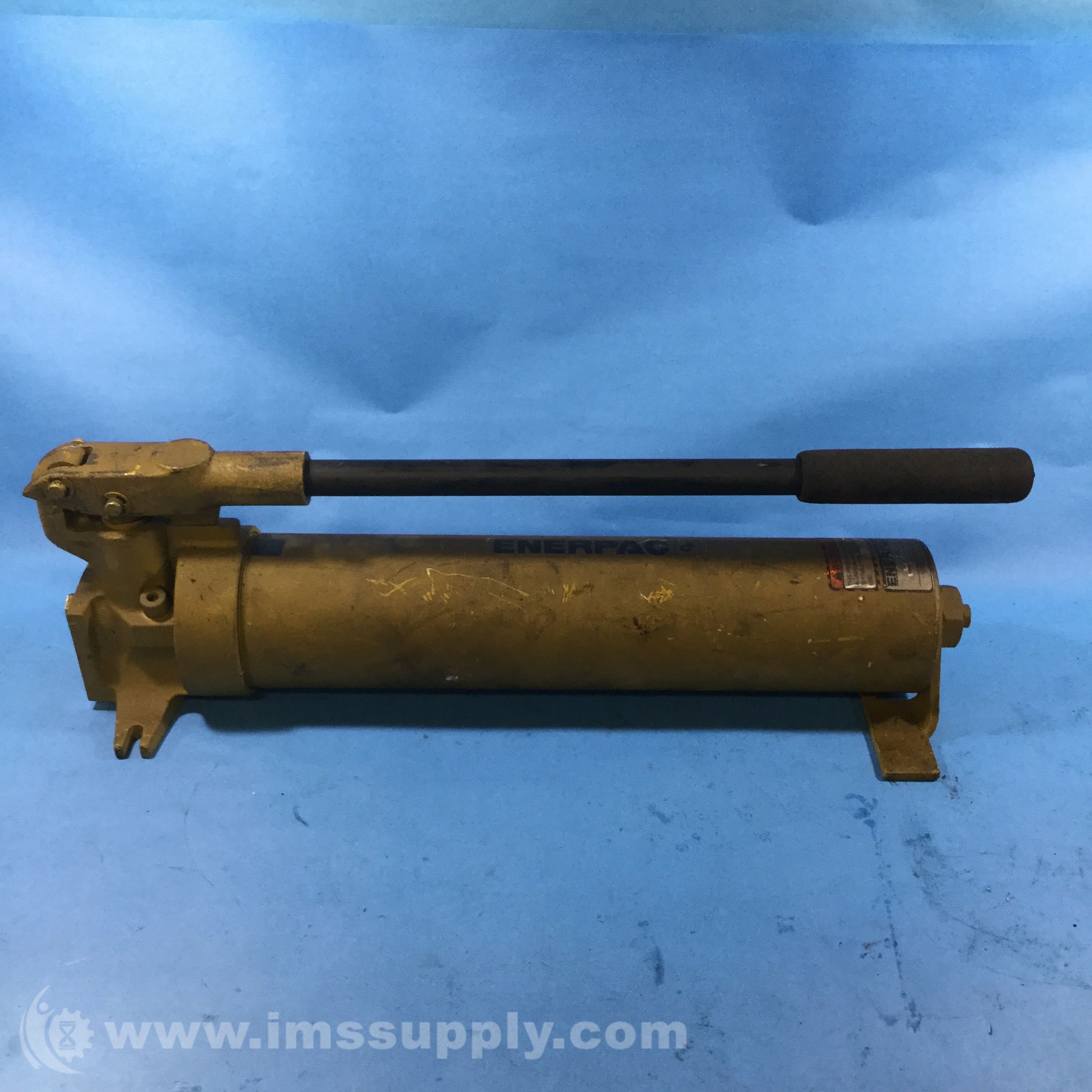 Enerpac P-80 2 Hand Pump, 2 Speed, 10, 000 psi, 134 cu in - IMS Supply