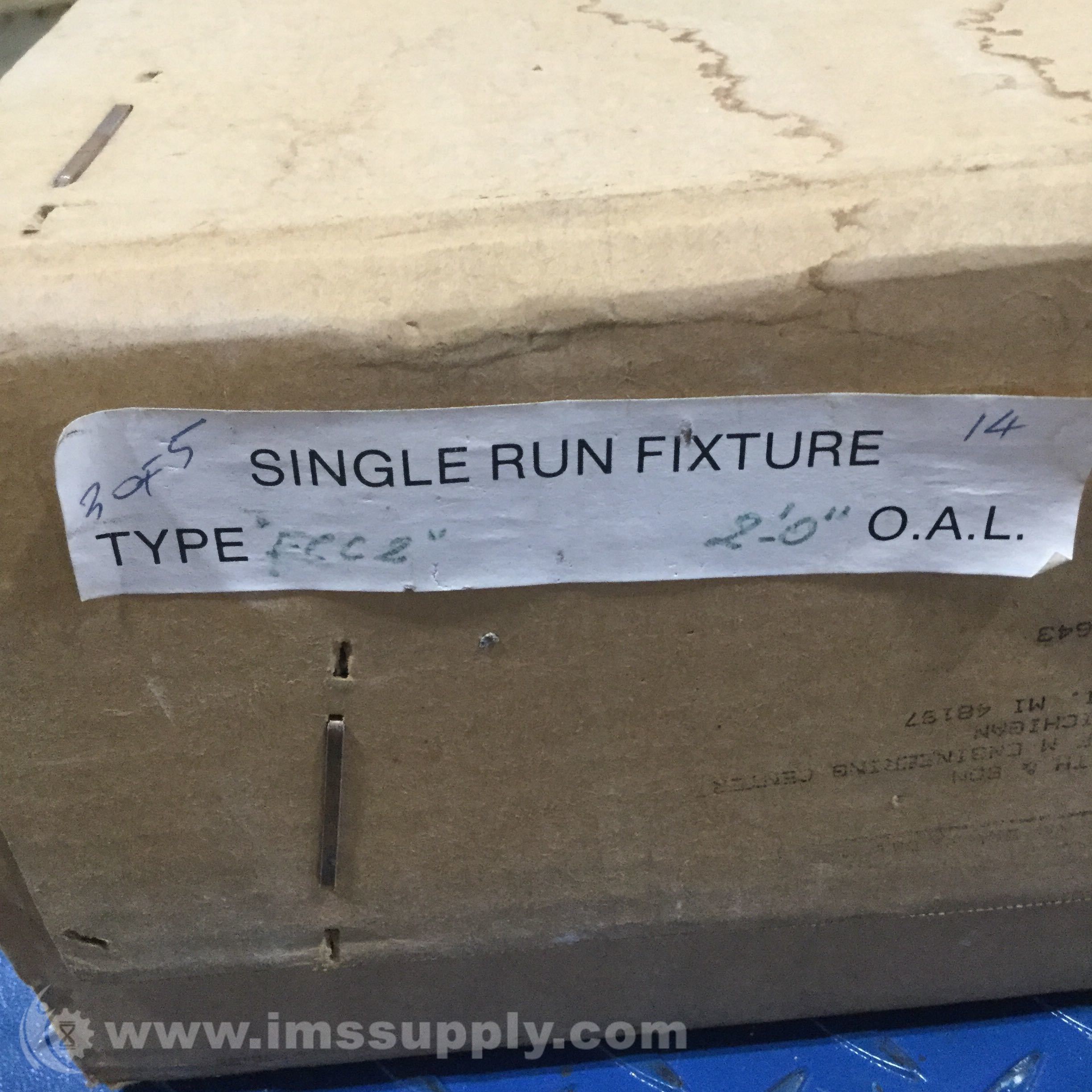 Peerless FCC2 2 ft Fluorescent Light Fixture - IMS Supply