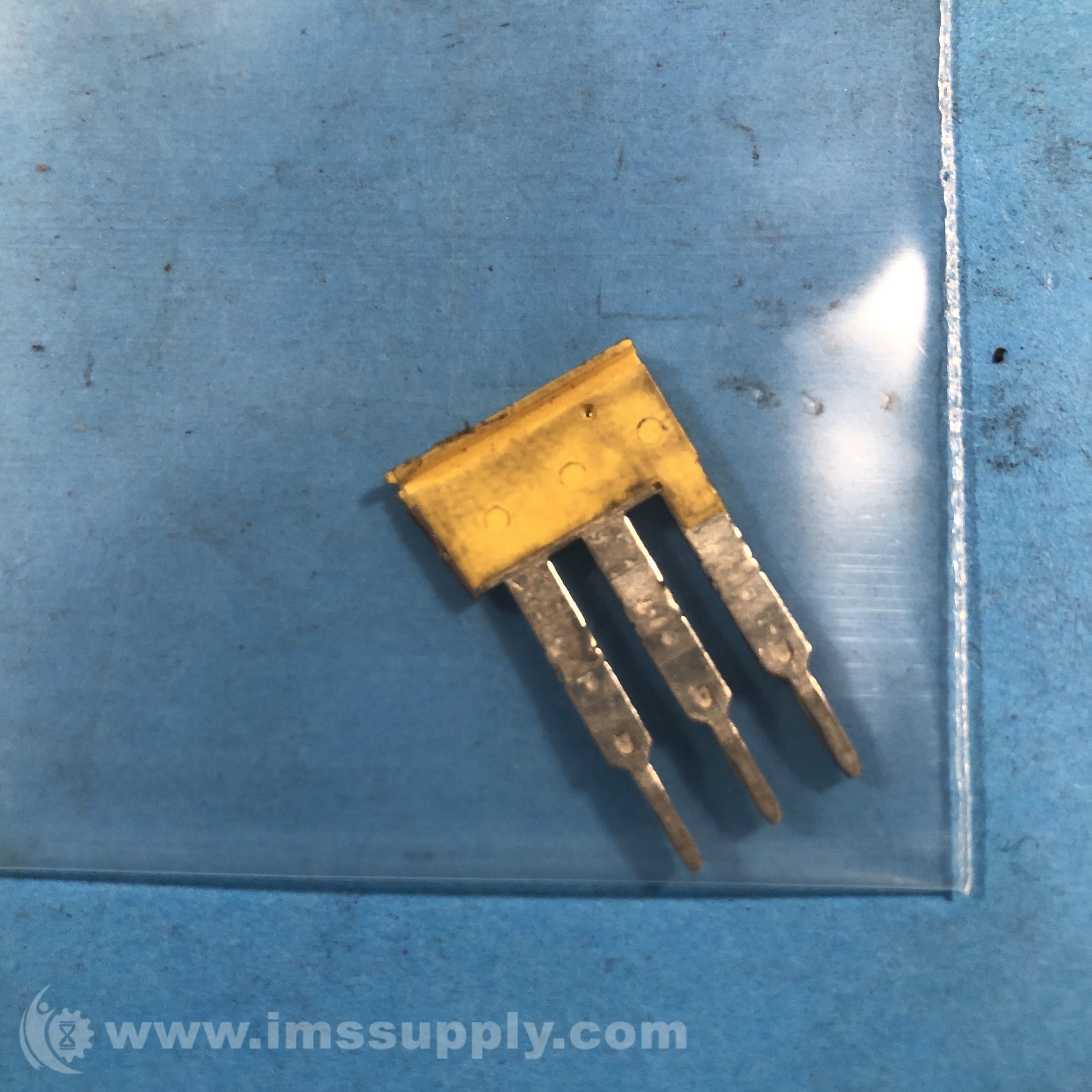 3 Pin Yellow Terminal Connector - IMS Supply