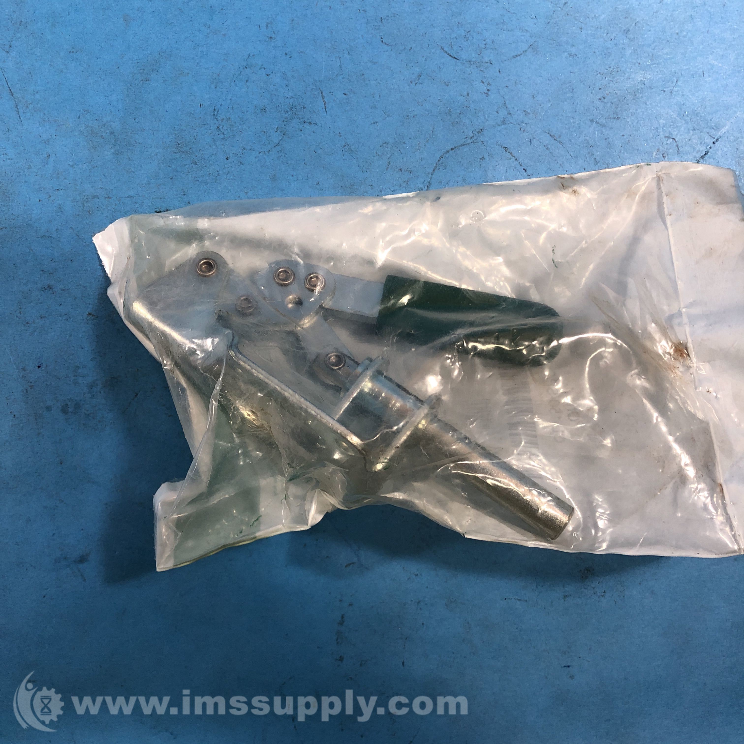 Carr Lane CL-150-SPC Medium-size Plunger Clamp - IMS Supply