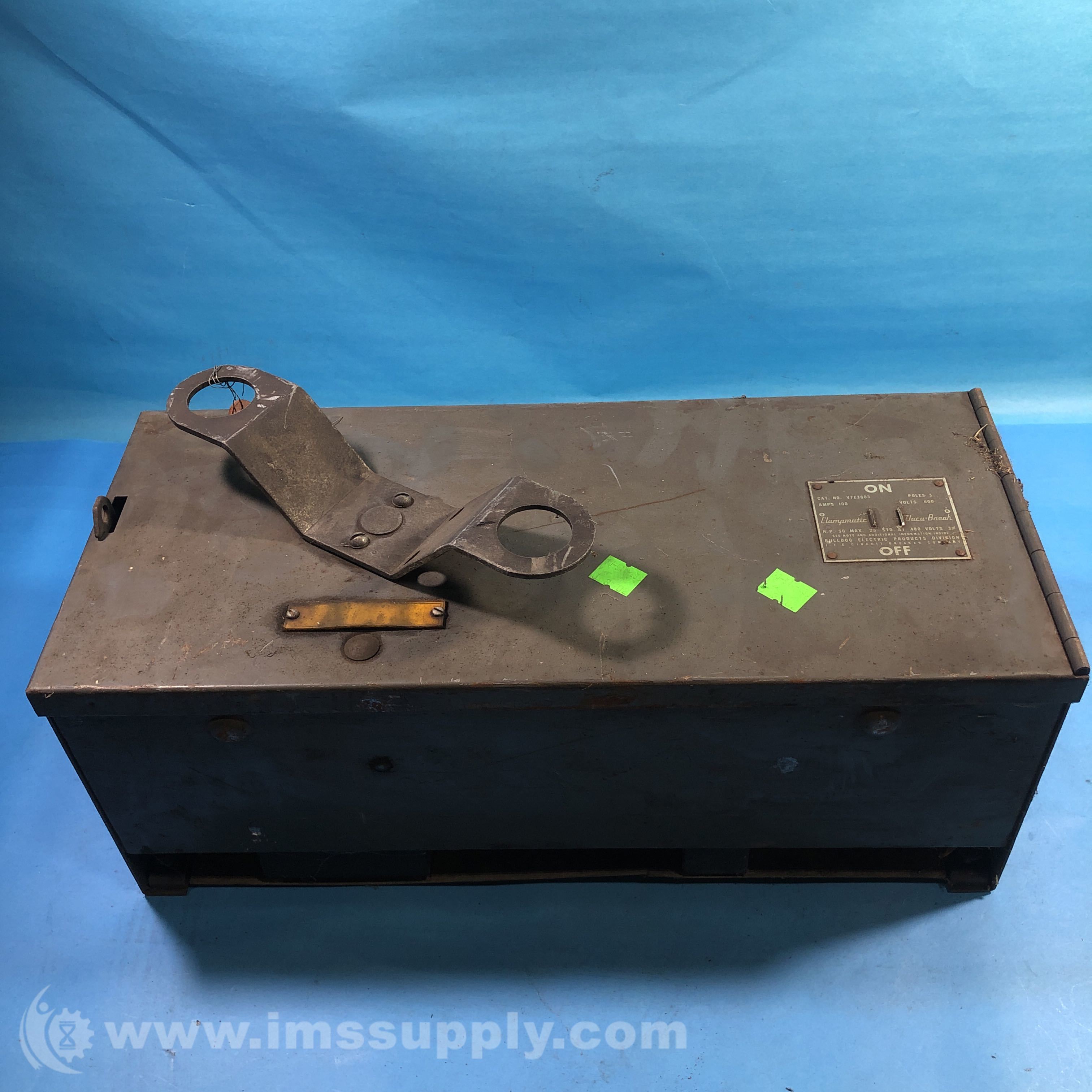 Bulldog Electric Products V7E3603 Vacu-Break Switch, Panel Mount - IMS ...