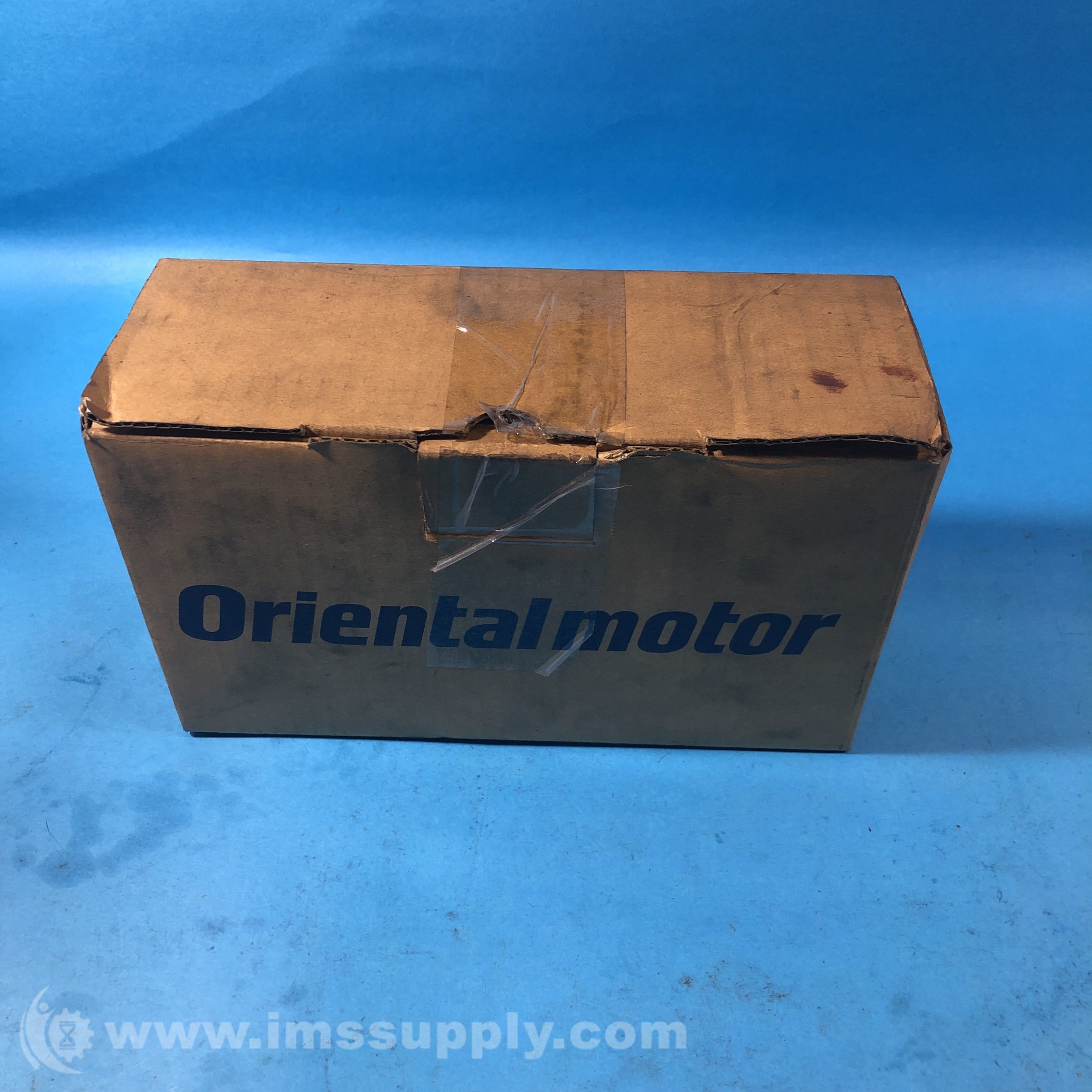 Oriental Motor AXUM210-GN Brushless DC Motor - IMS Supply