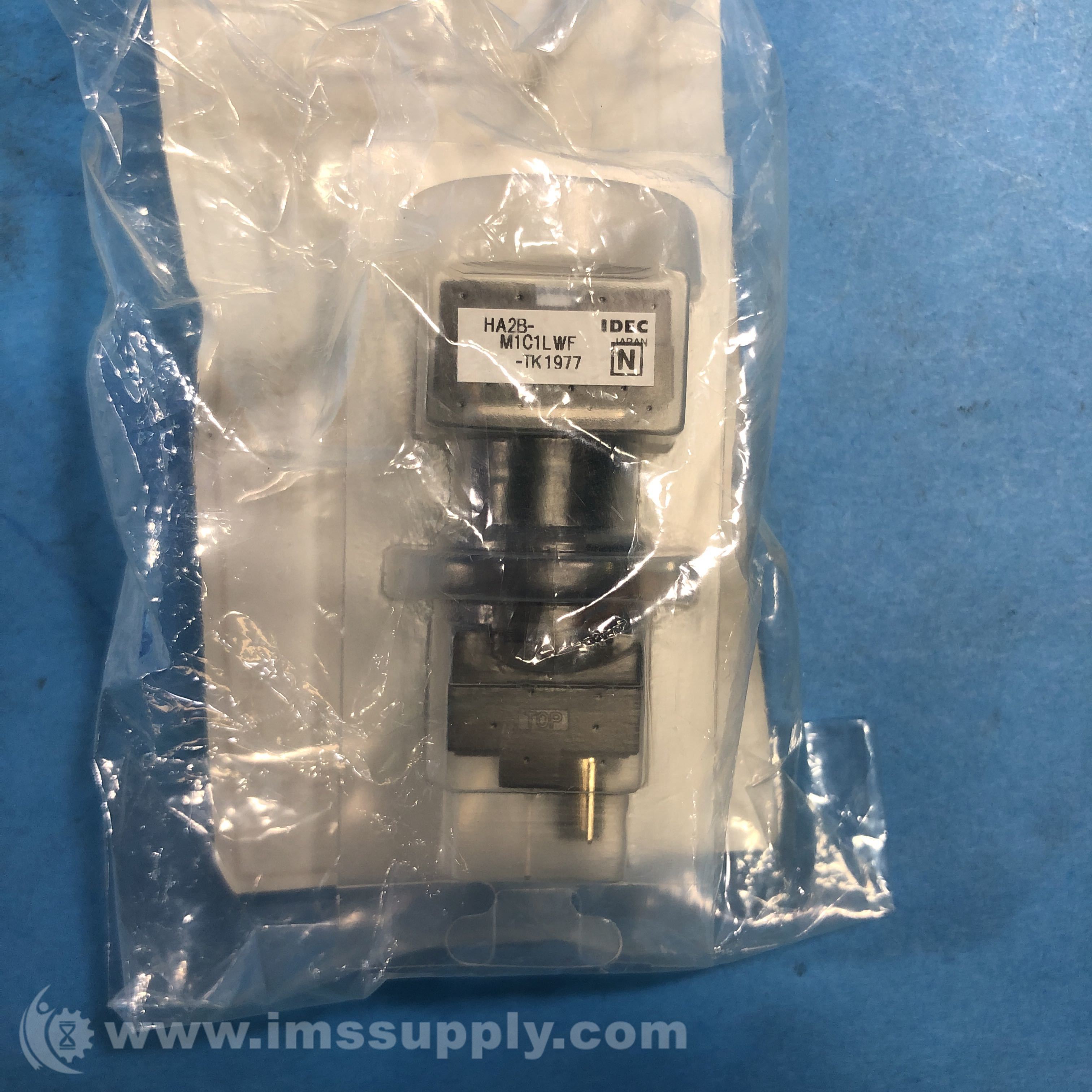 Idec HA2B-M1C1LWF-TK1977 Push Button - IMS Supply
