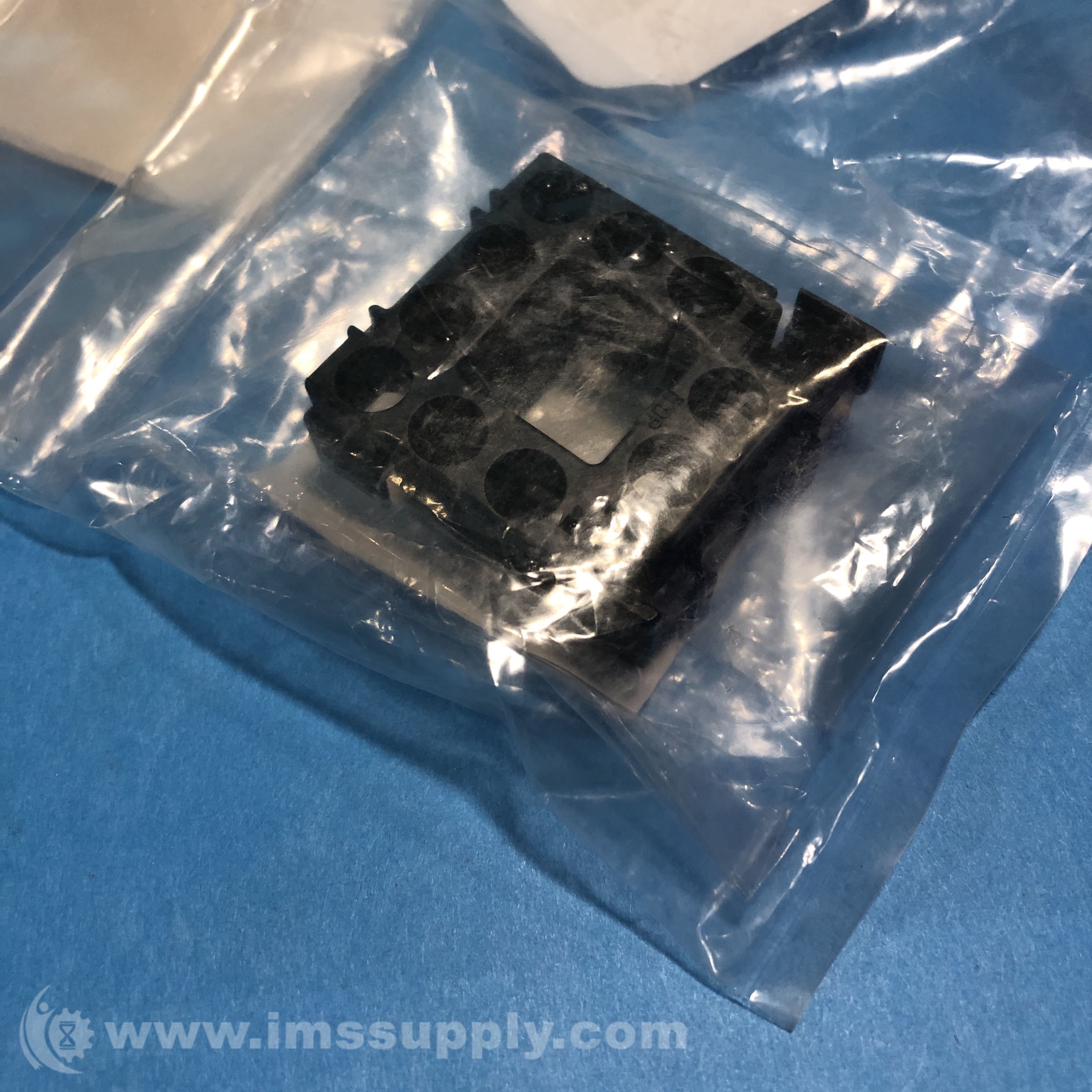 Idec XW9Z-VL2MFPN02 Set of 2 Protective Cover Switch Cap - IMS Supply