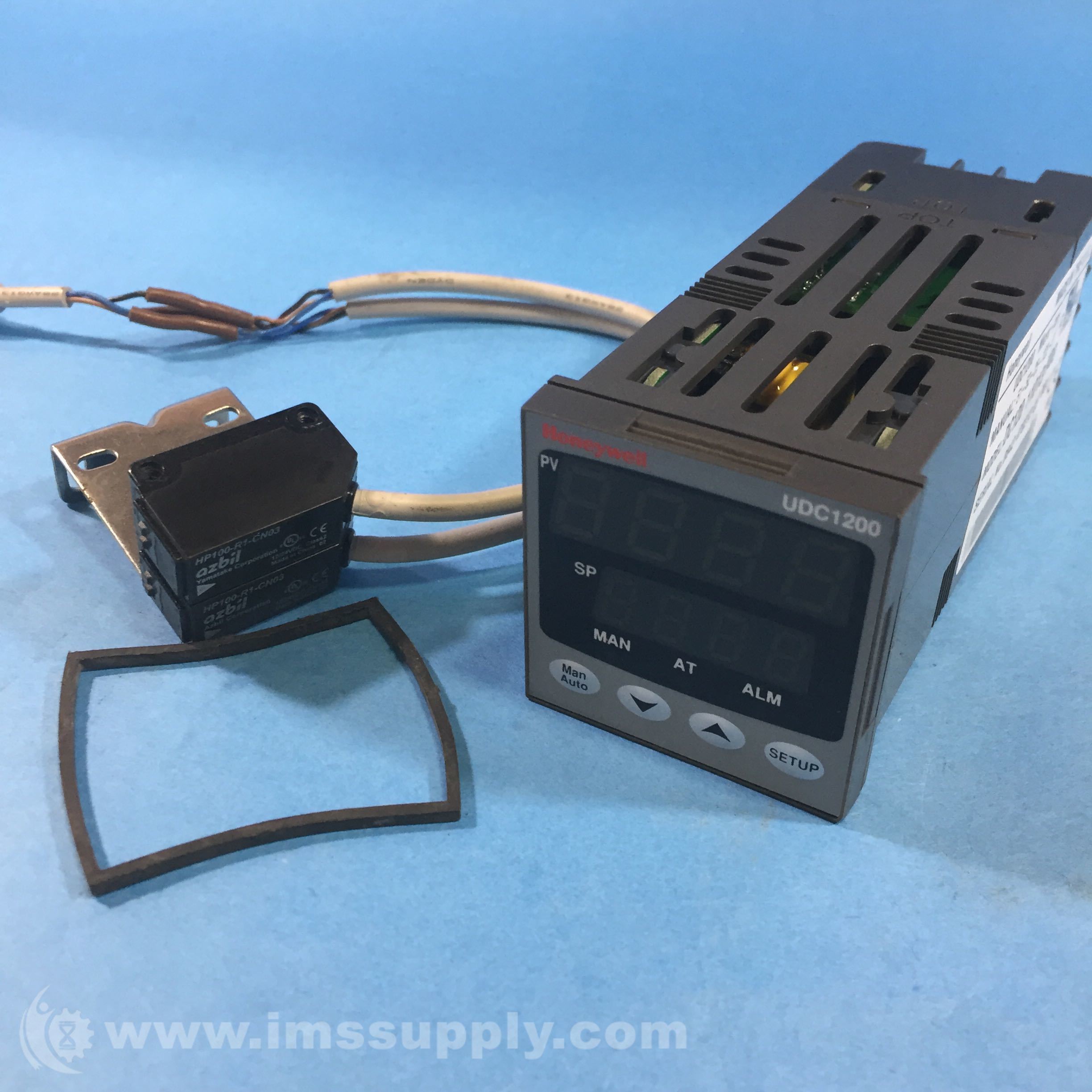 Honeywell DC120 110131000 UDC1200 DIN Controller - IMS Supply