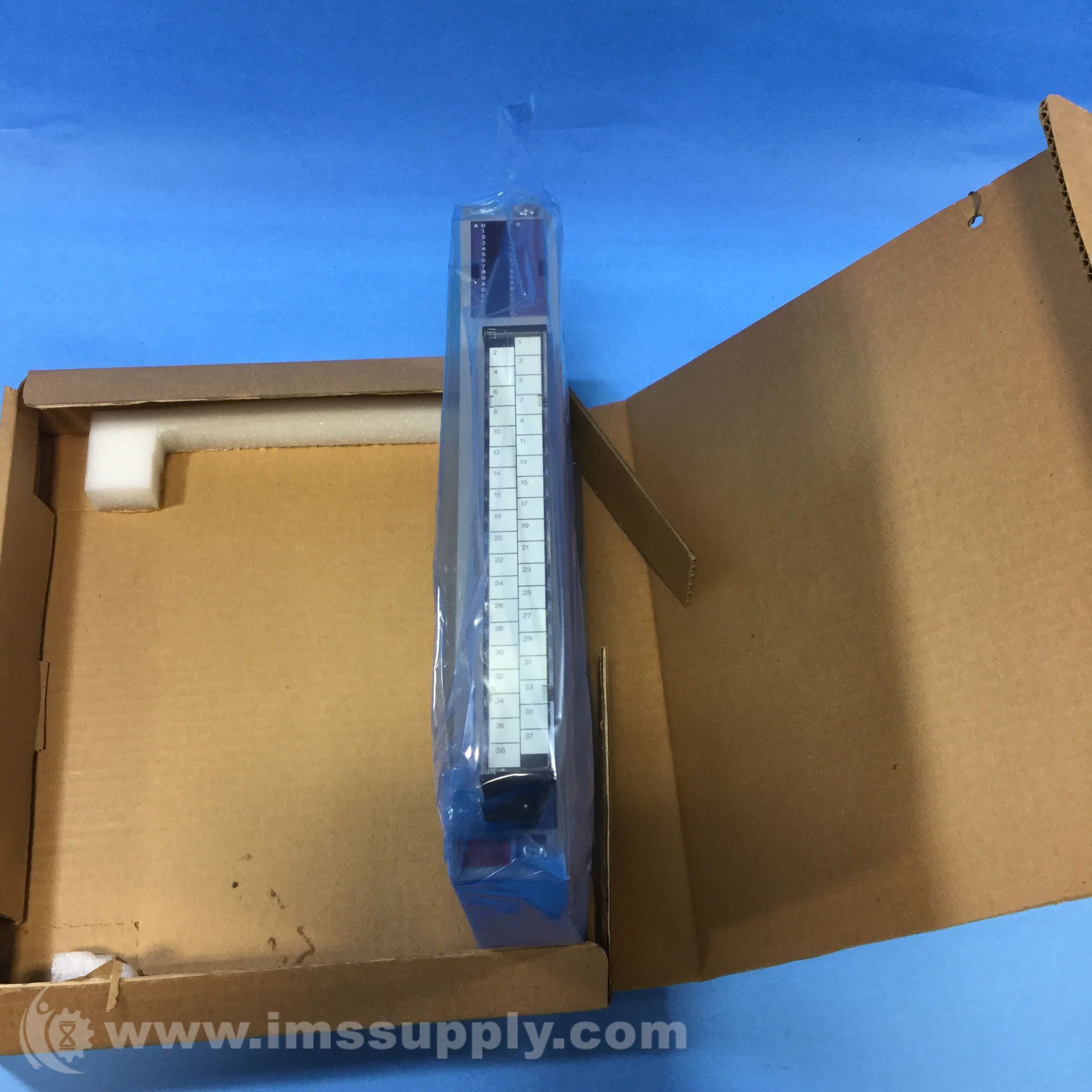 Yaskawa JAMSC-B1062 Memocon-SC Output Module NC 24VDC - IMS Supply