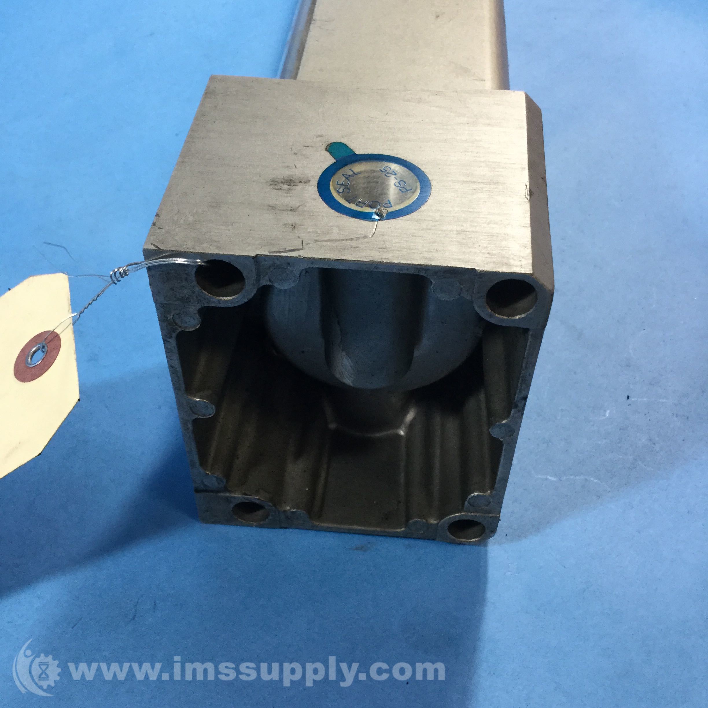 Parker AHU2-063-016 Air-Oil Converter, 1.6L Oil Volume - IMS Supply