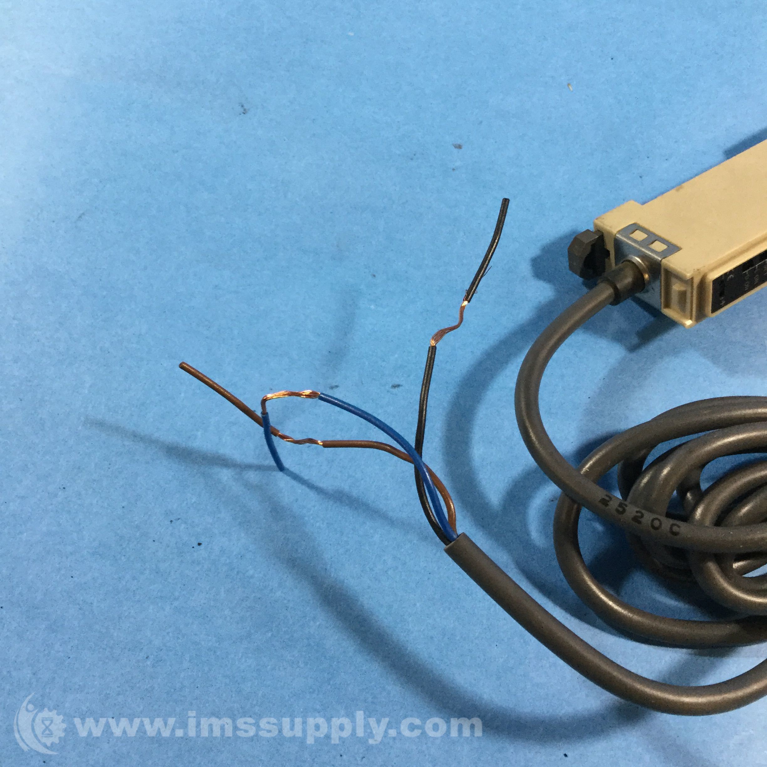 SMC E3X-A11 Photoelectric Sensor - IMS Supply