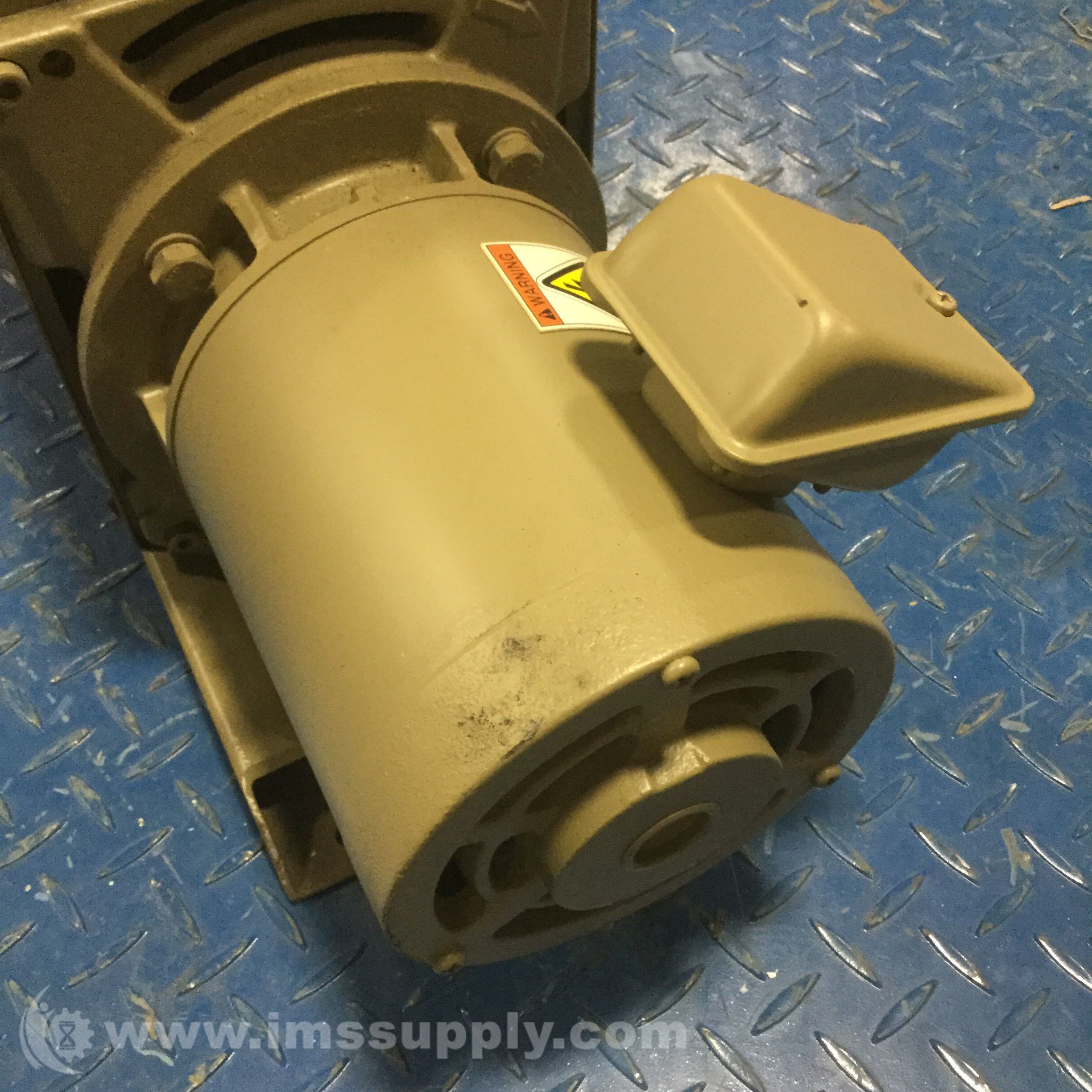Ulvac VD401 Oil Sealed Rotary Vacuum Pump, 50/60 Cycles - IMS Supply