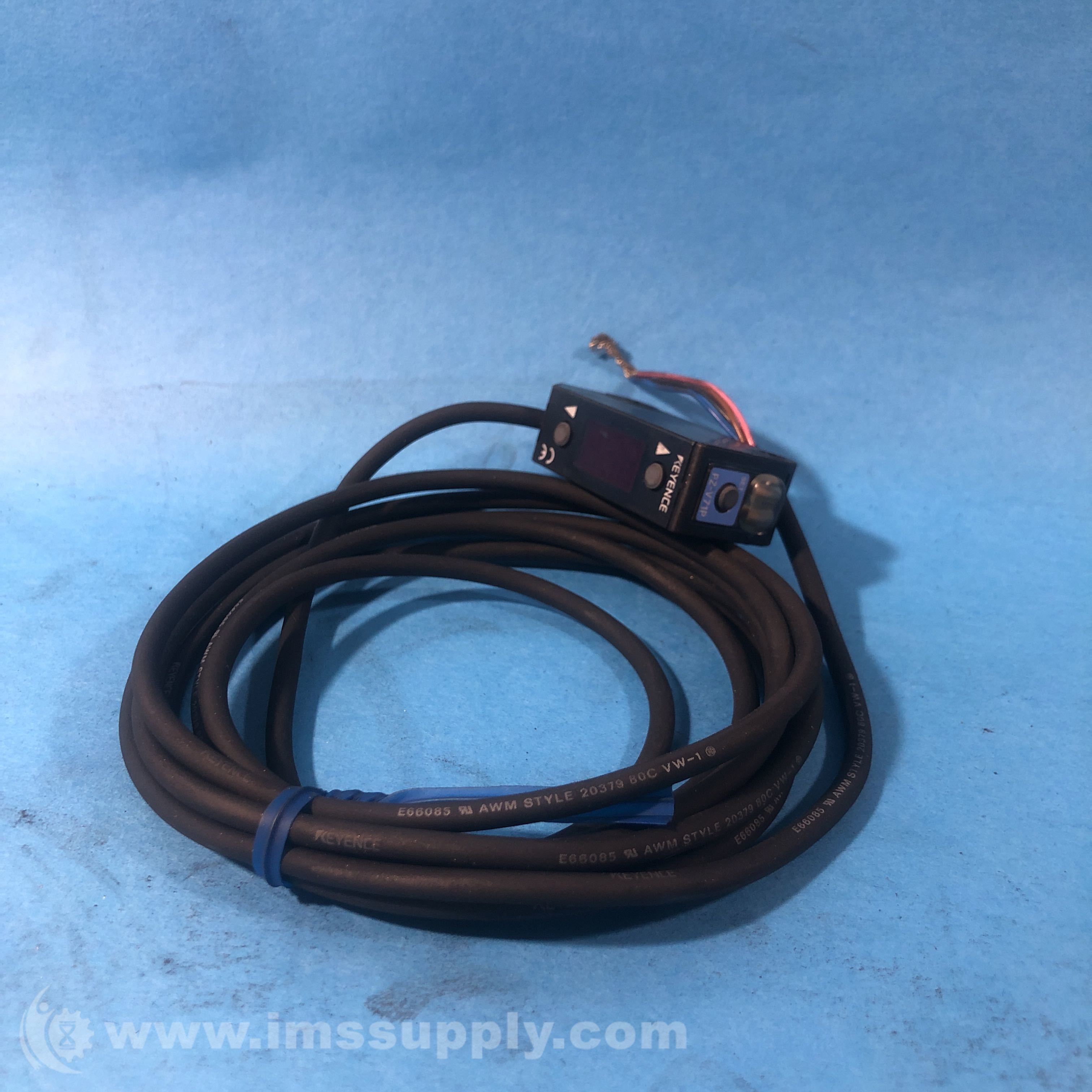 Keyence PZ-V71P Photoelectric Sensor - IMS Supply