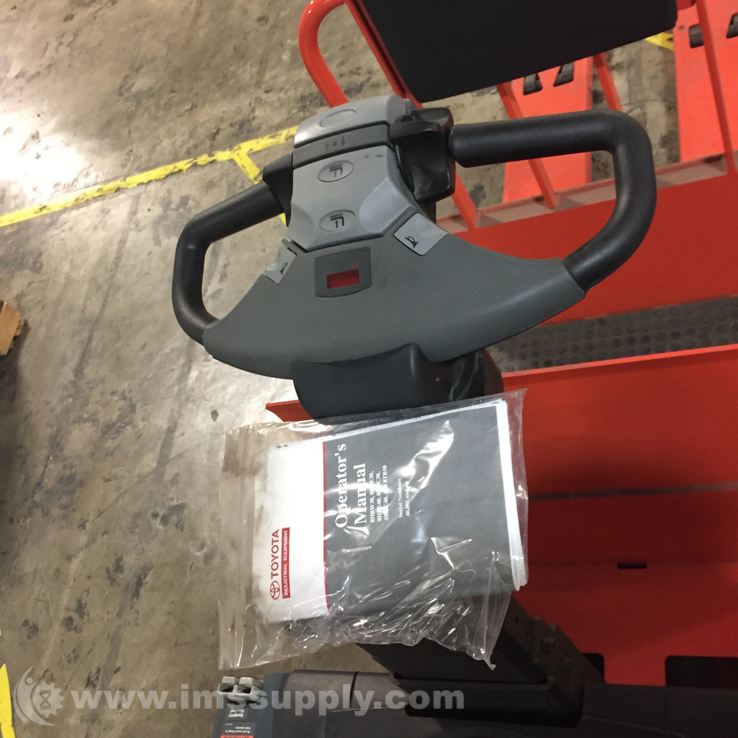 Toyota 8HBC30 Center Control Rider Power Jack - IMS Supply