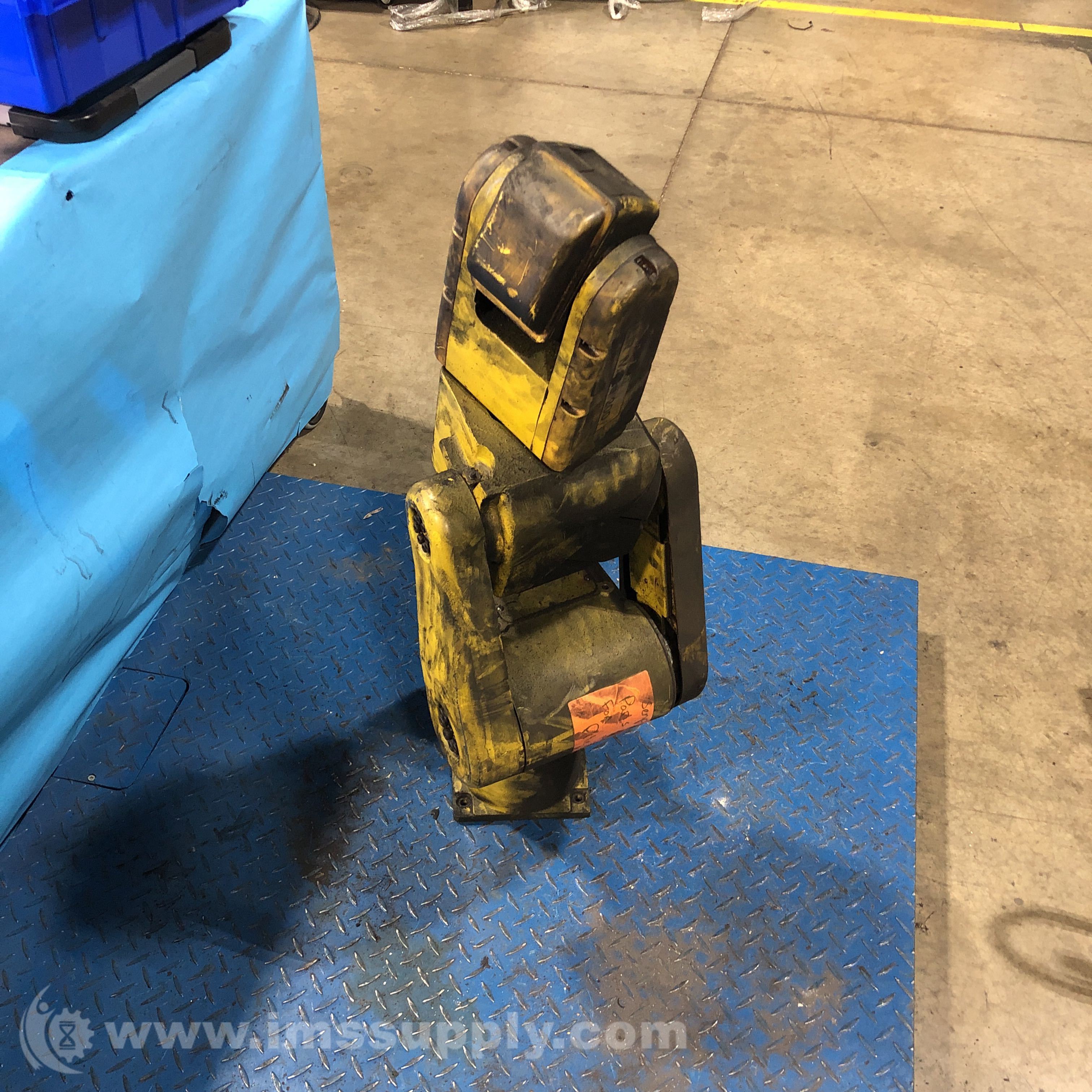 Fanuc LR MATE 200i Robot Arm - IMS Supply