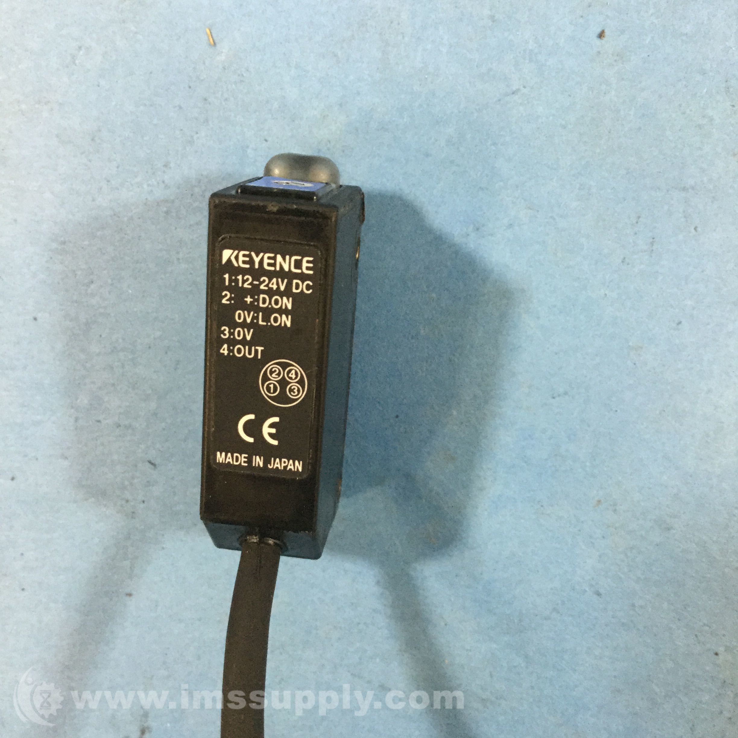 Keyence Corp PZ-M32P Square Reflective M12 Connector Type PNP - IMS Supply