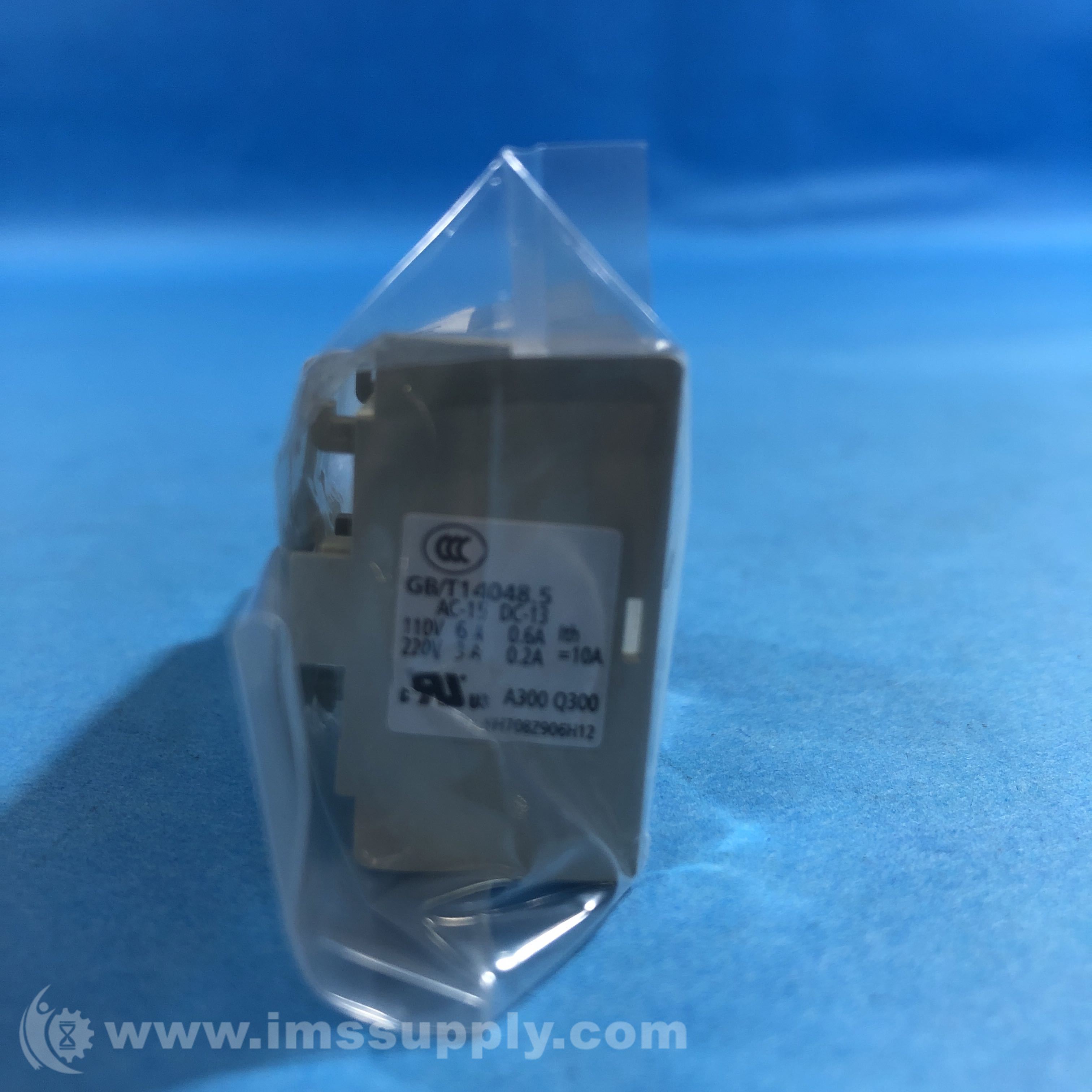 Mitsubishi Electric UQ-AX2 Auxiliary Contact Block - IMS Supply