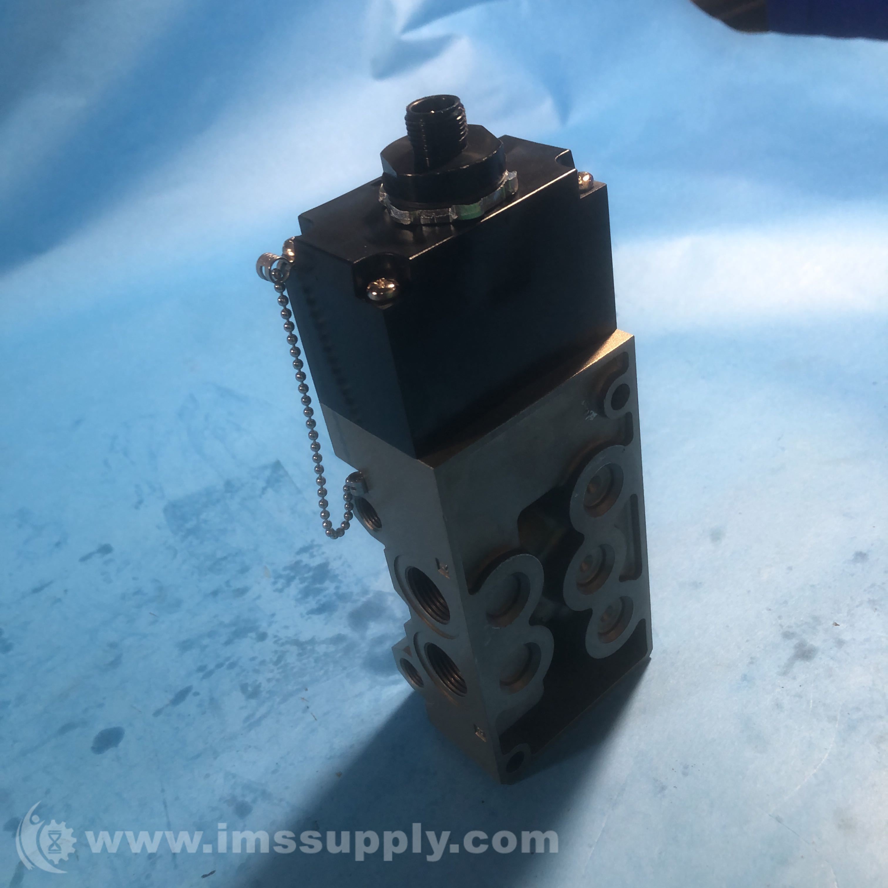 SMC Pneumatic Valve Body Manifold - IMS Supply