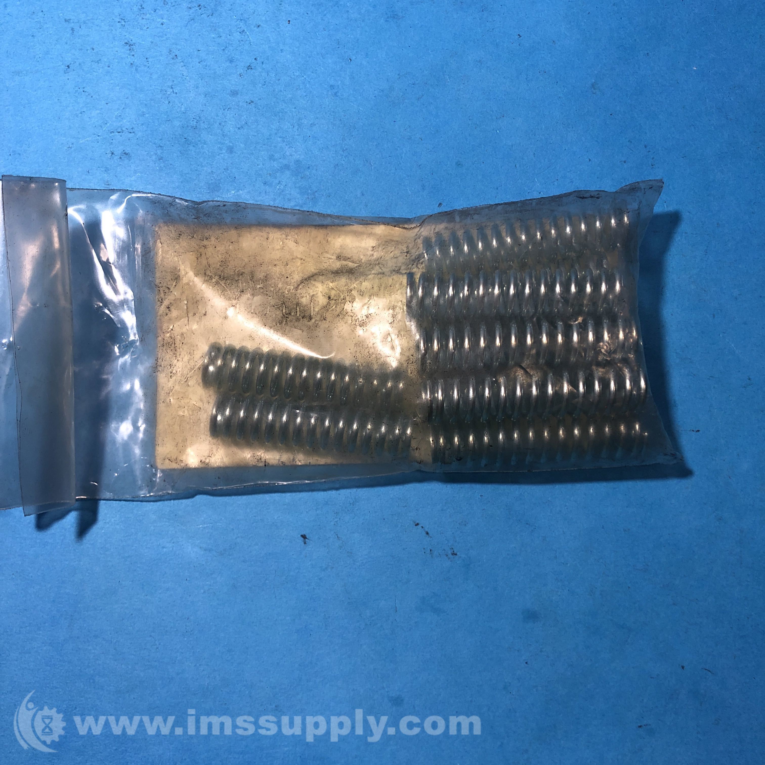 Lee Spring LC 072G 09 M Pack of 10 Helical Compression Springs - IMS Supply