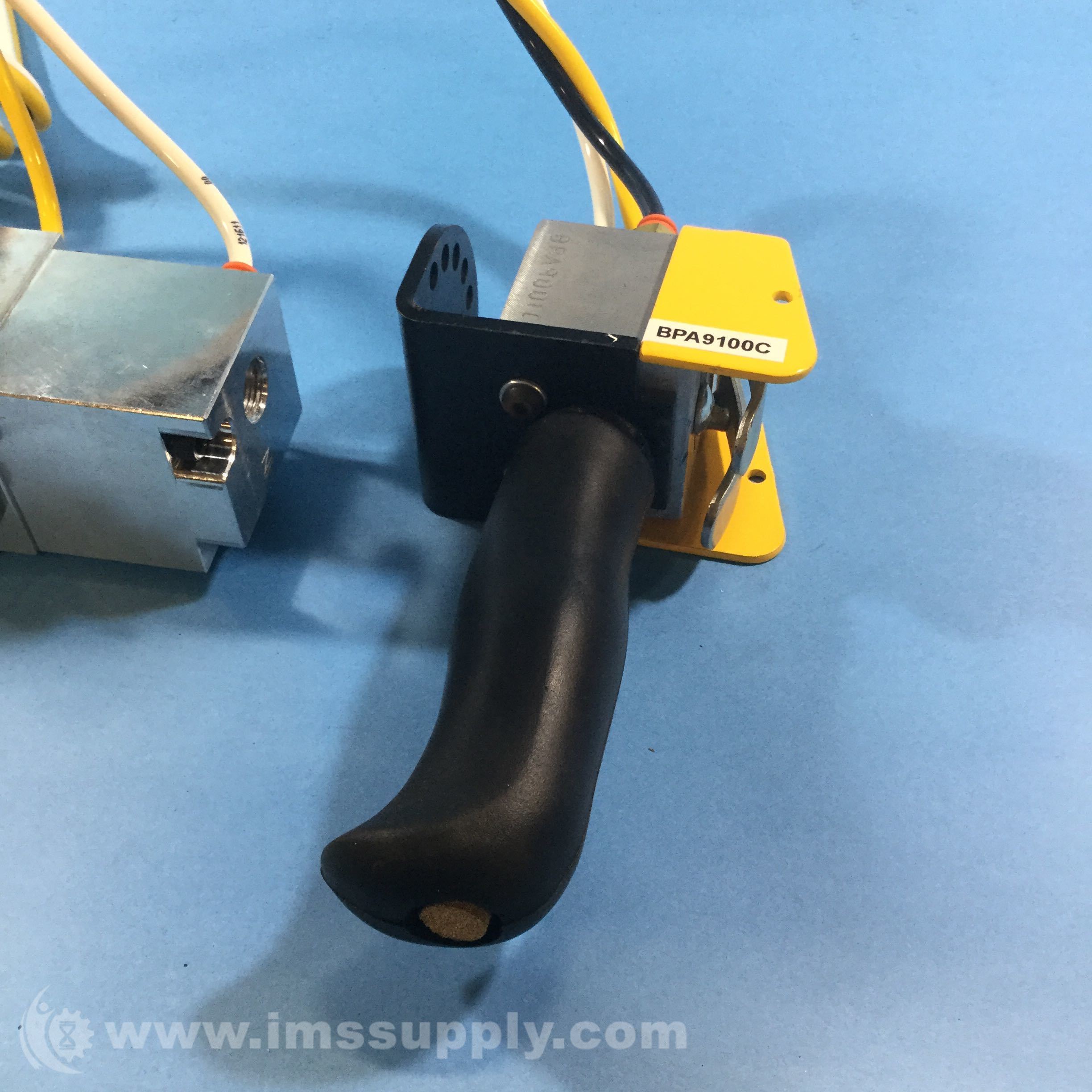 Knight BPA9100C Pneumatic Control Handle - IMS Supply