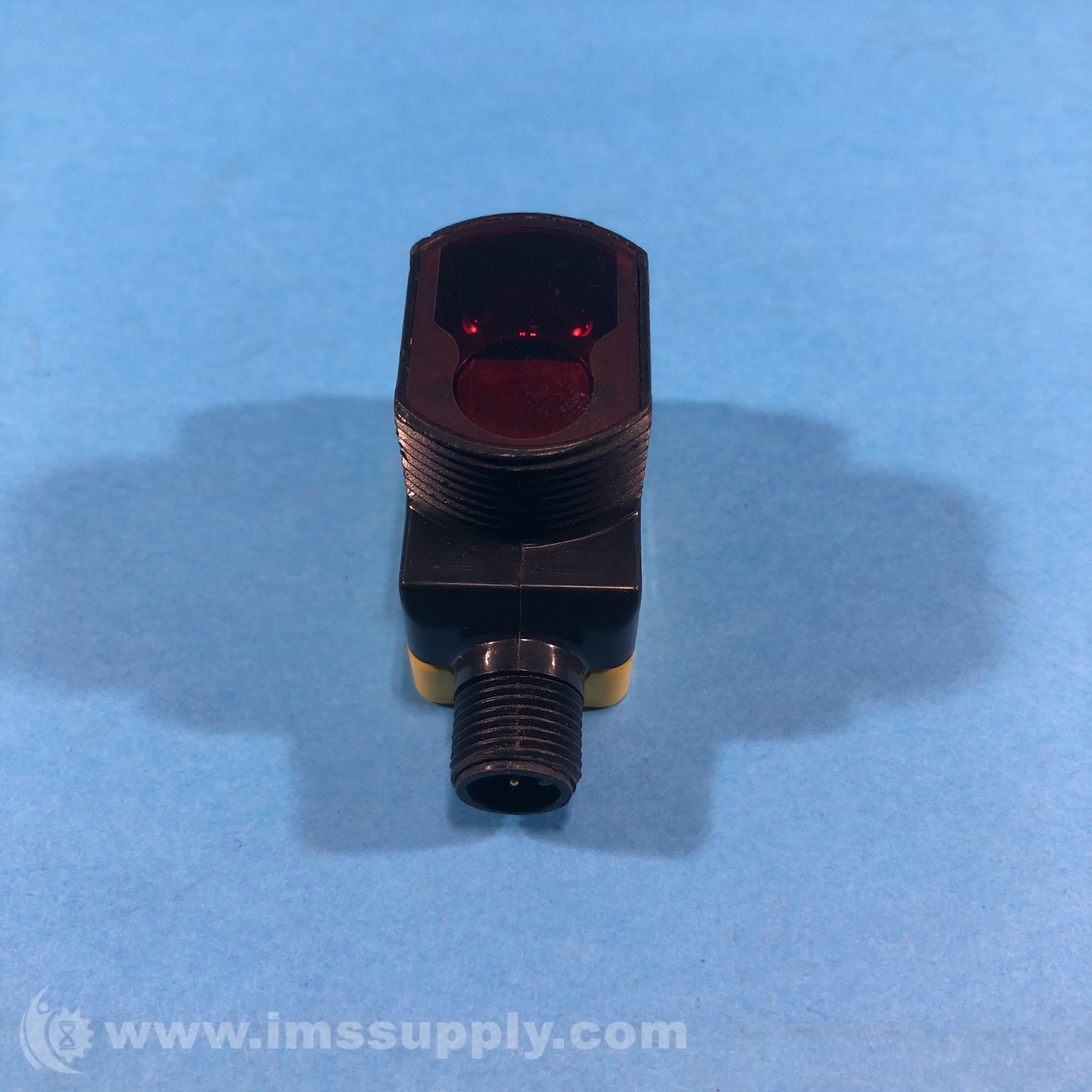 Banner Engineering Corp. QS30ELVCQ Long-Range Sensor - IMS Supply