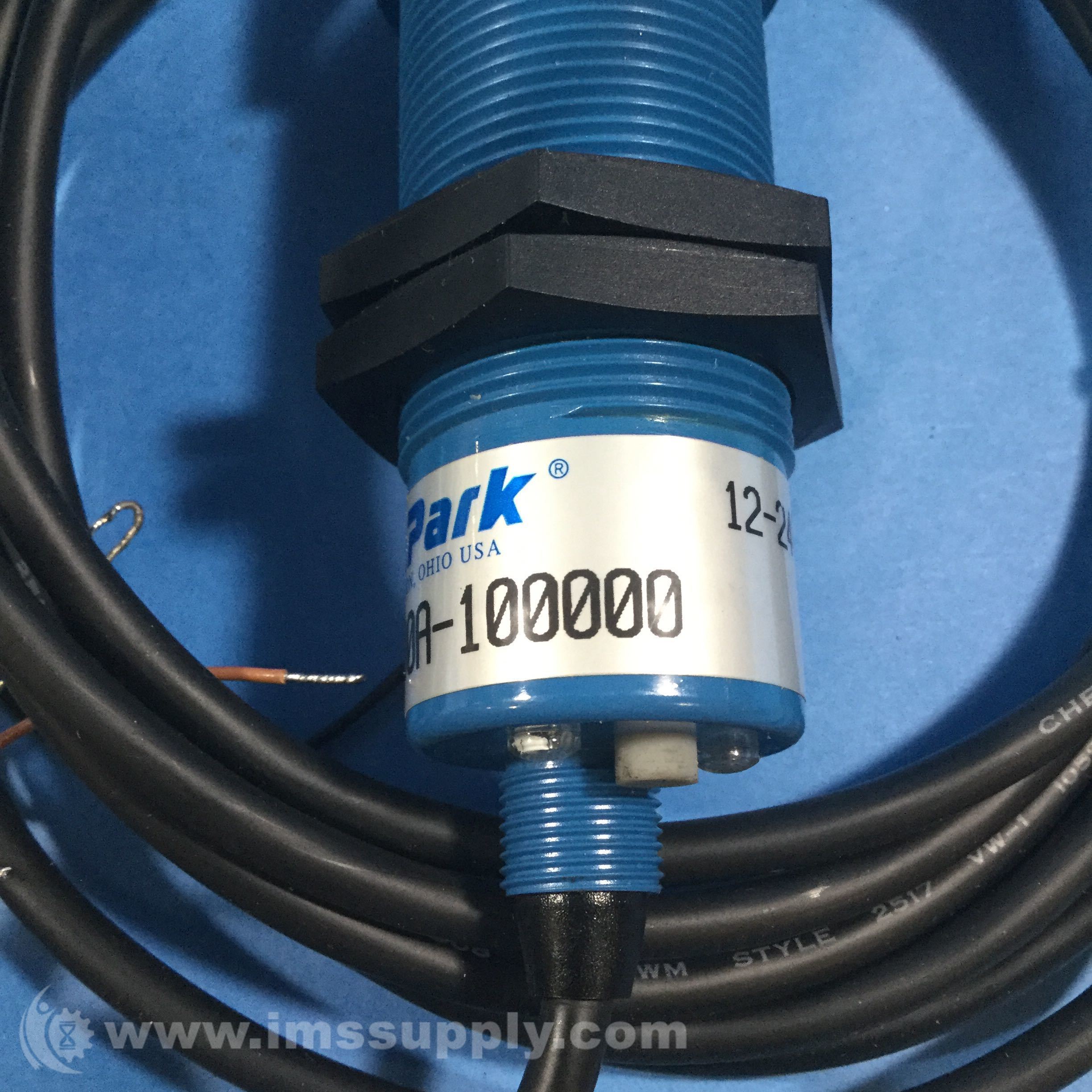 Hyde Park SM900A-100000 Ultra-Sonic Cylindrical Sensor - IMS Supply