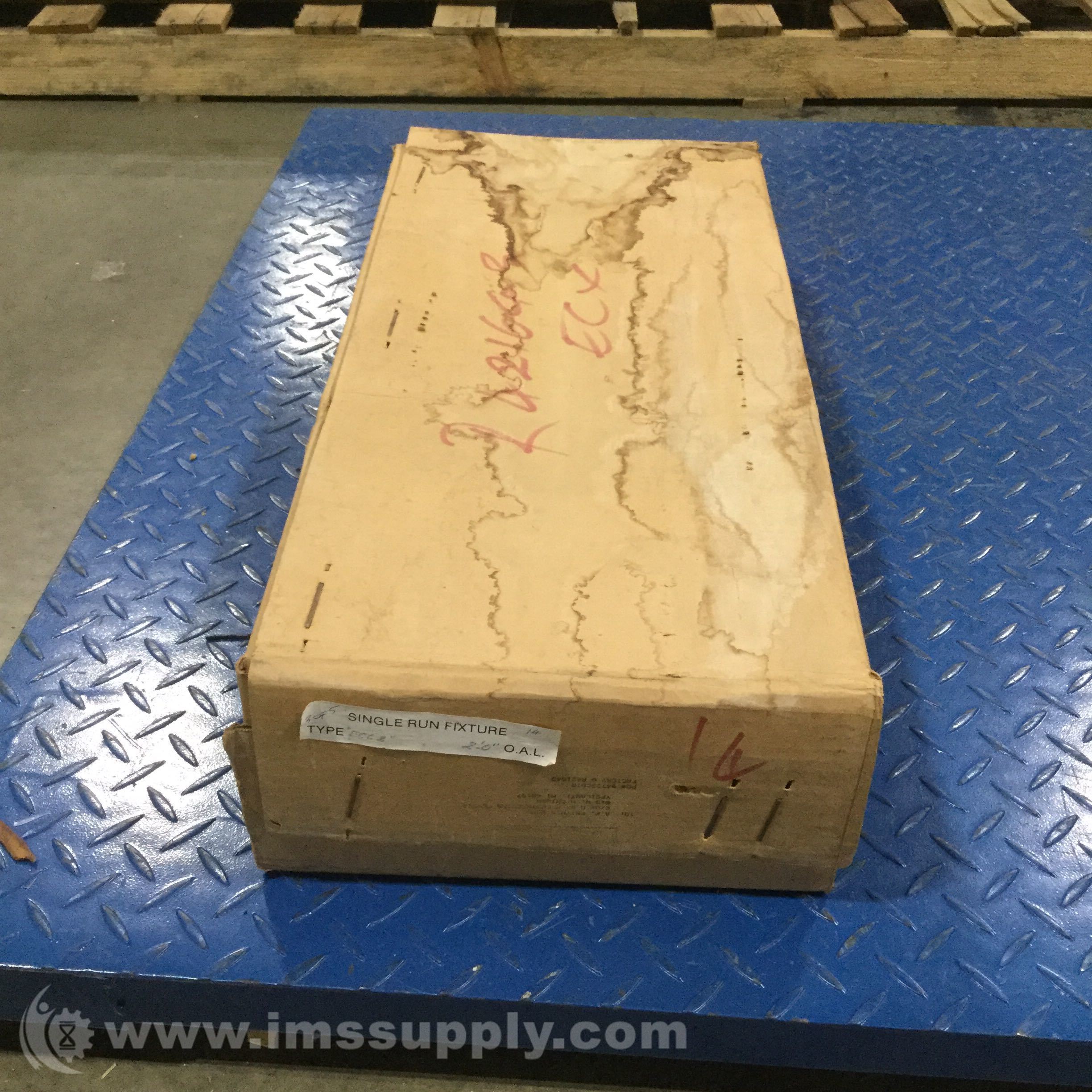 Peerless FCC2 2 ft Fluorescent Light Fixture - IMS Supply