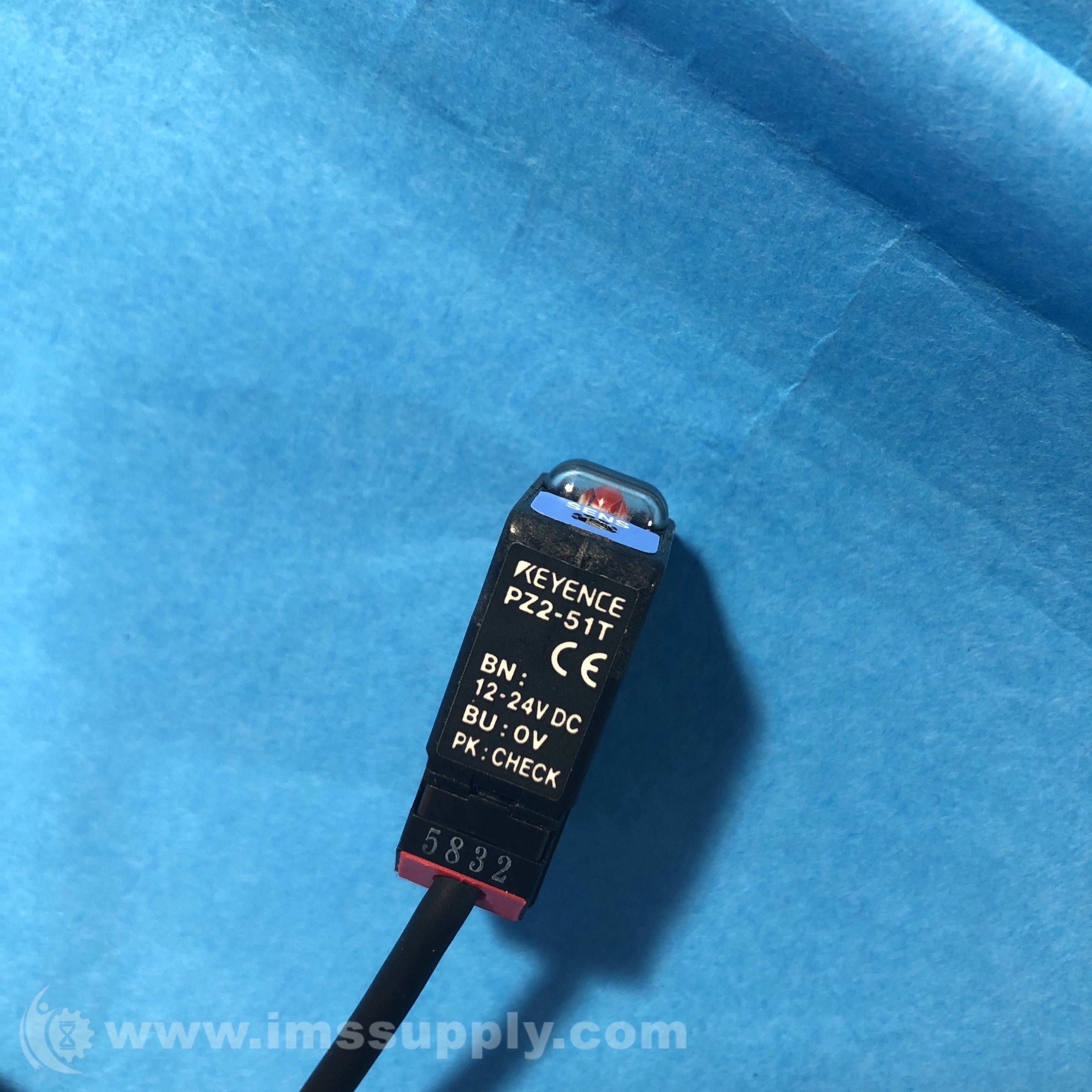 Keyence PZ2-51T Square Transmissive Cable Type, NPN - IMS Supply