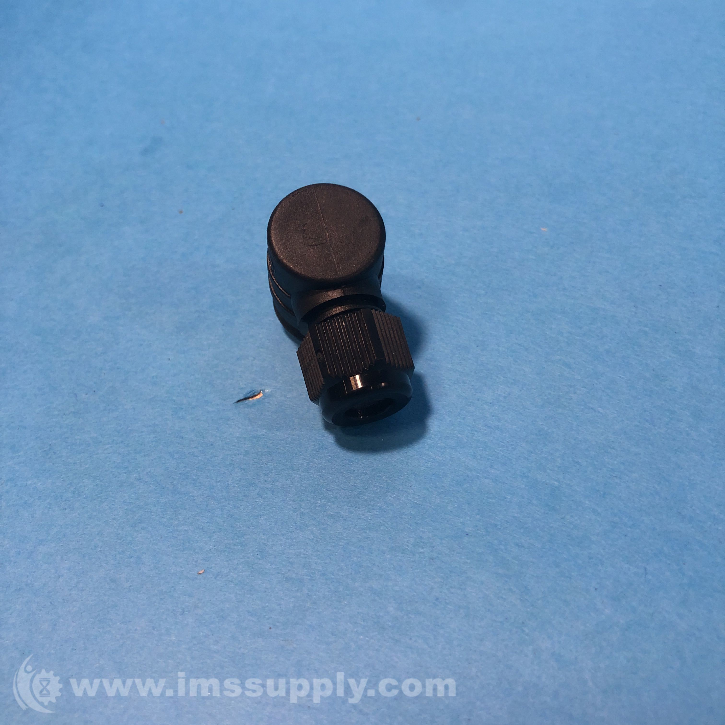 Black Threaded Right Angle Push to Connect Fitting - IMS Supply