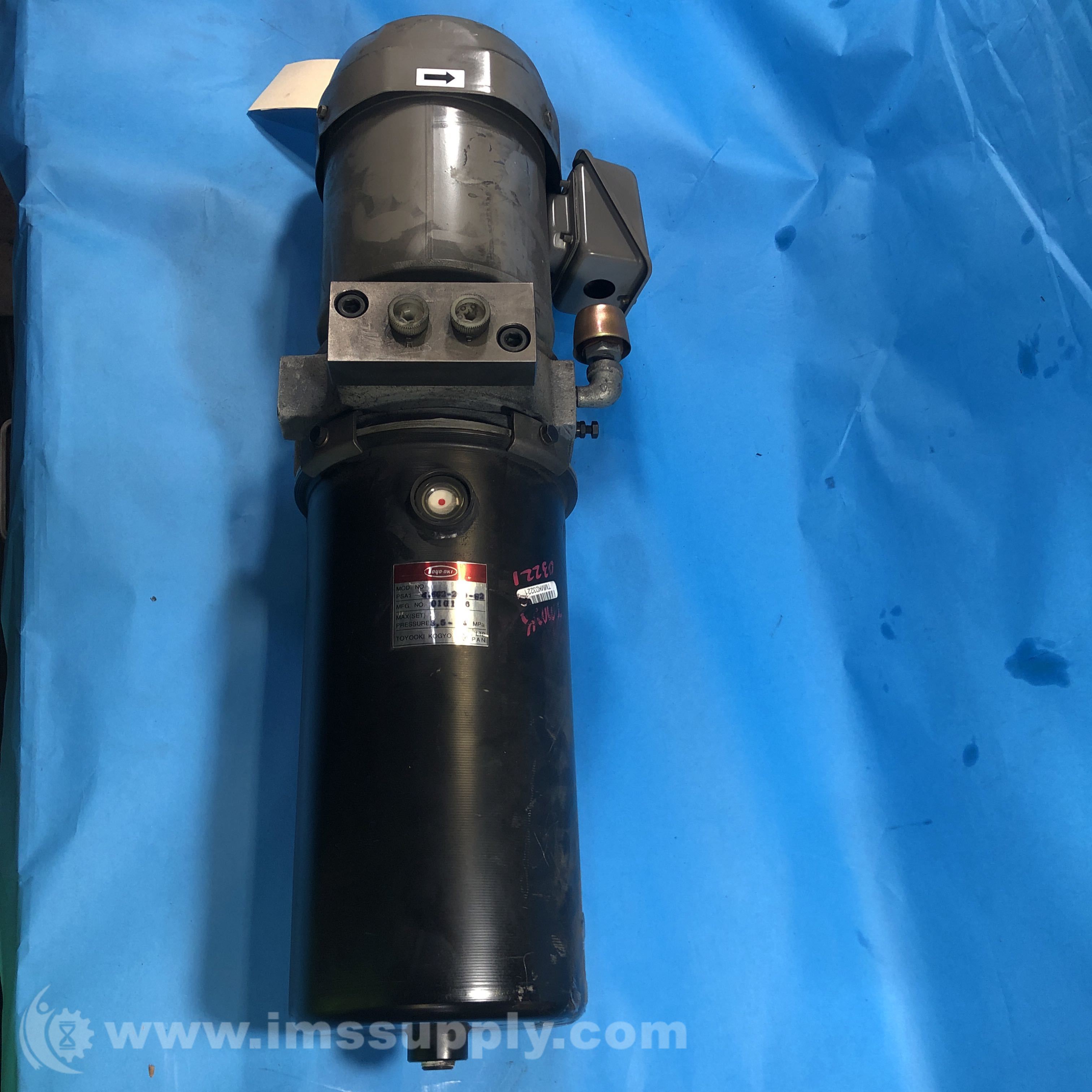 Toshiba JEC-37-1979 3 Phase Induction Motor, 2.2kW, 4 Poles - IMS Supply