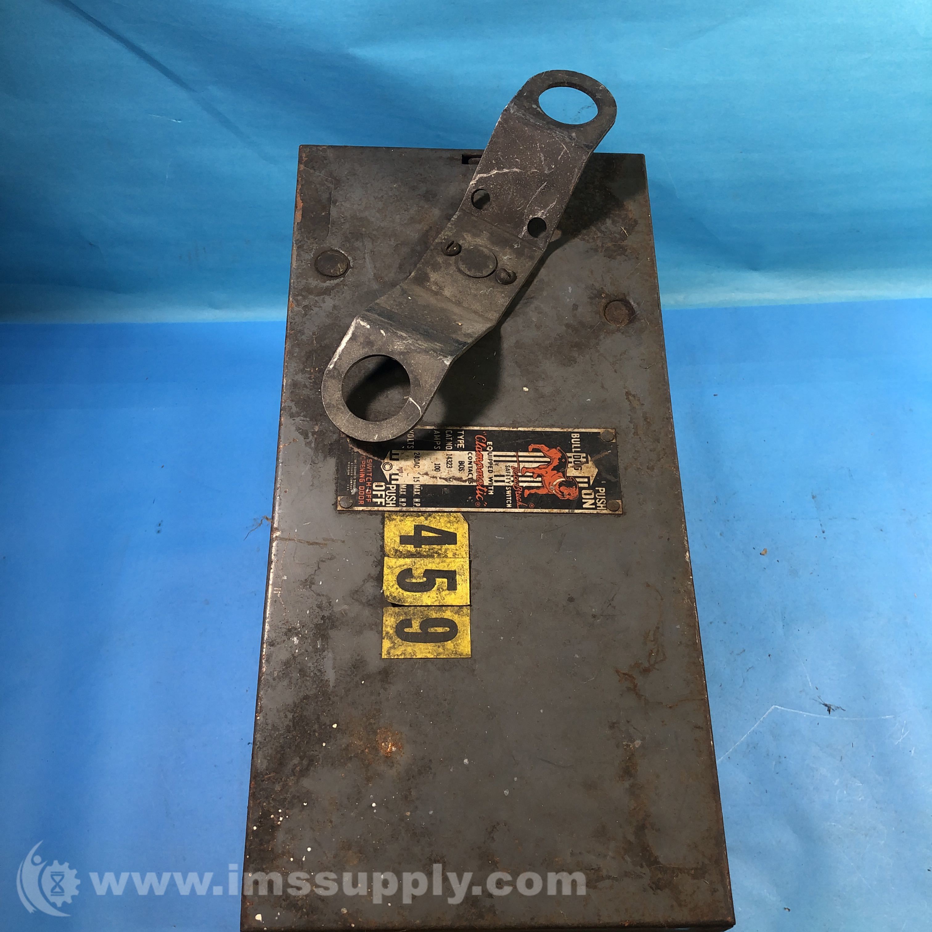 Bulldog Electric Products BOS14323 Fusible Style Bus Plug - IMS Supply