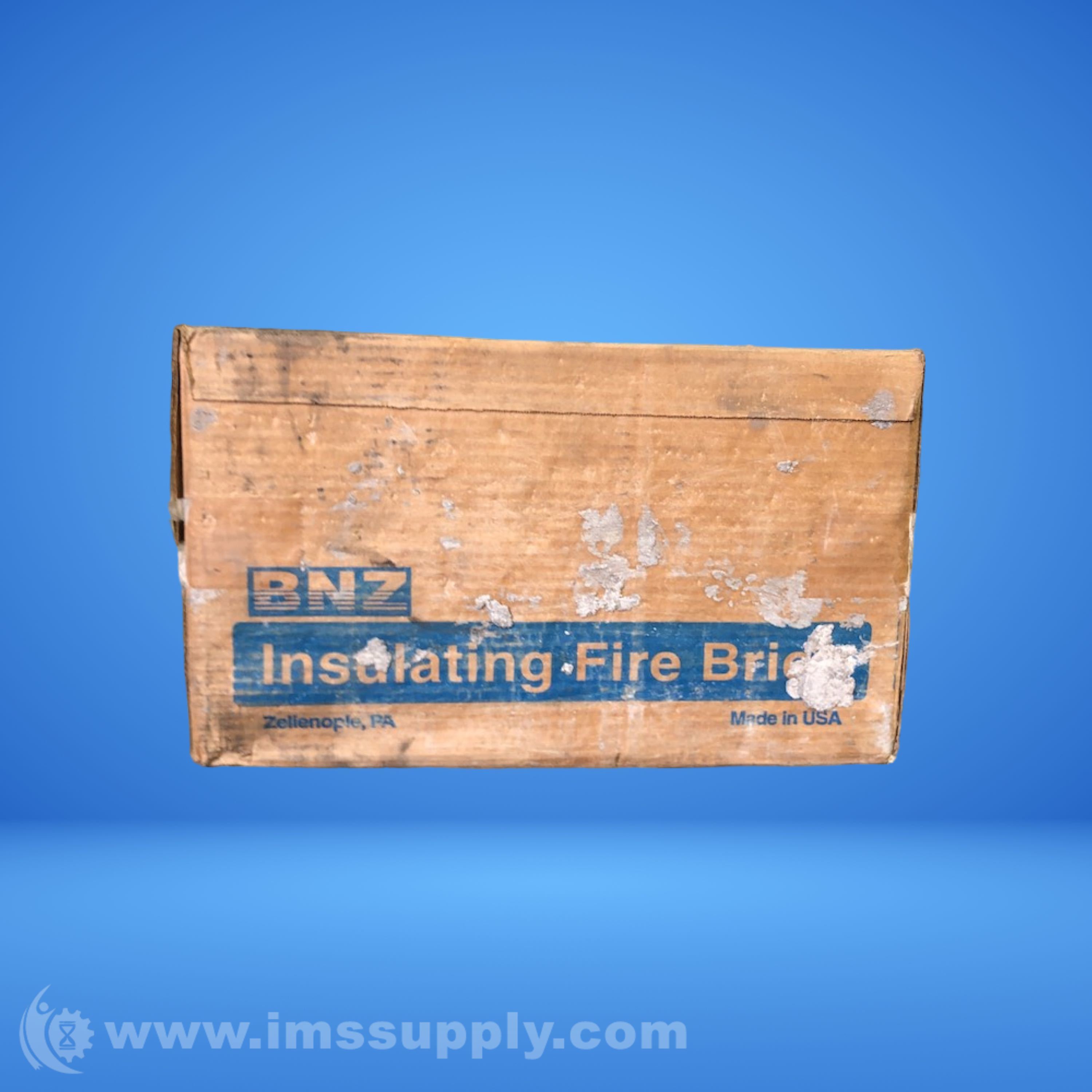 BNZ Materials BNZ 23 1 ARCH Box of 10 Insulating Fire Bricks - IMS Supply