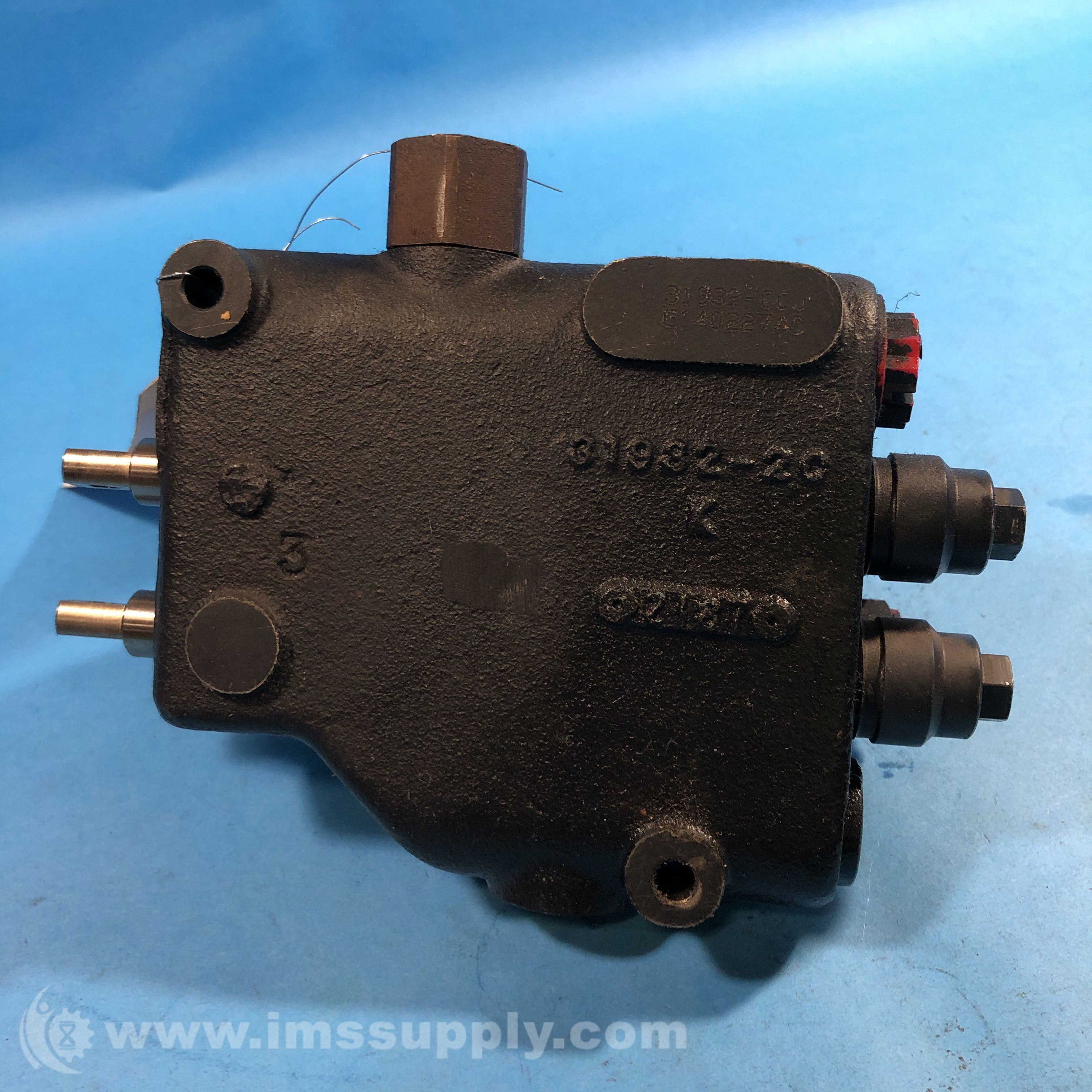 Cessna 31932-2C Hydraulic Directional Valve - IMS Supply