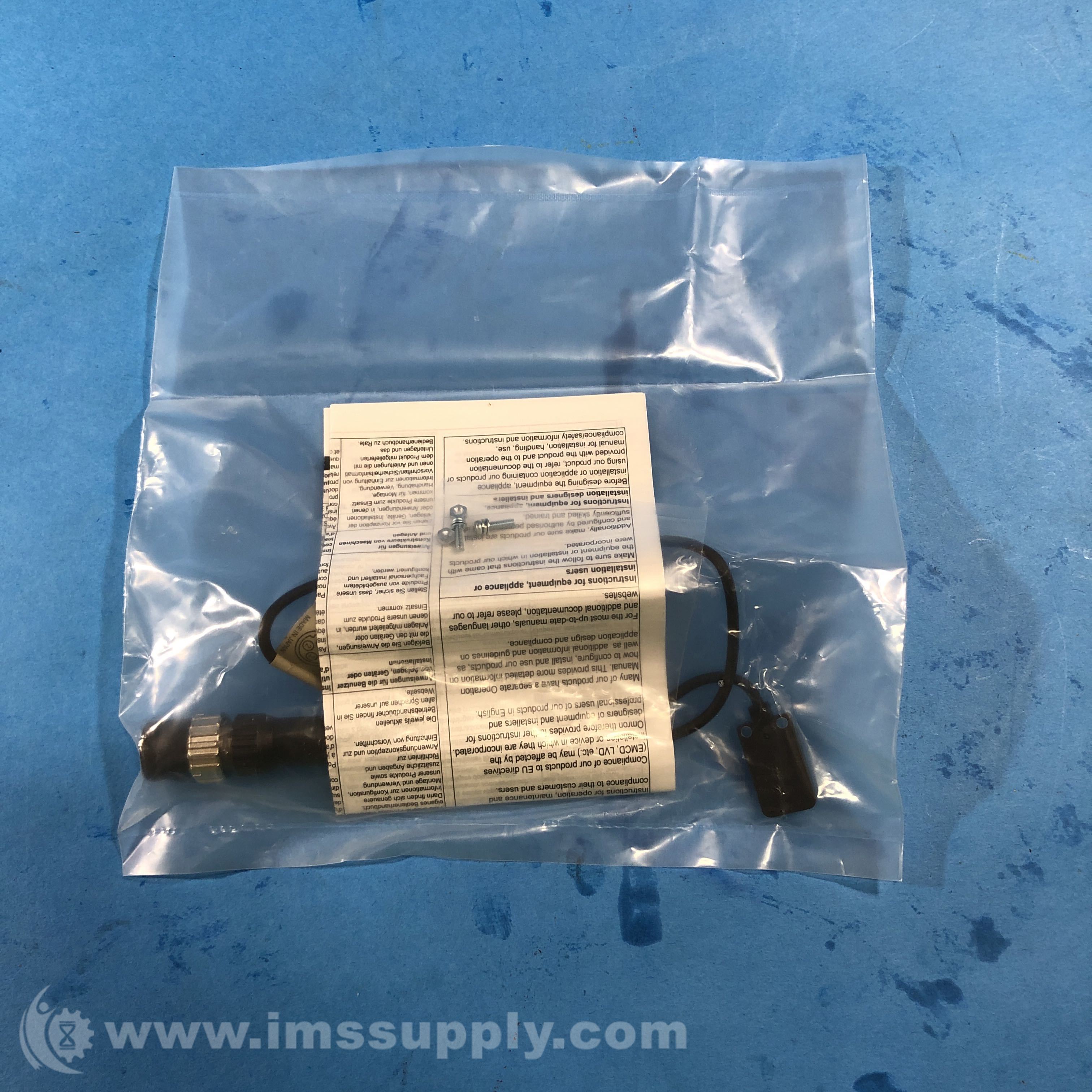 Omron E3T-FD13-M1TJ 0.3M Reflective Sensor - IMS Supply