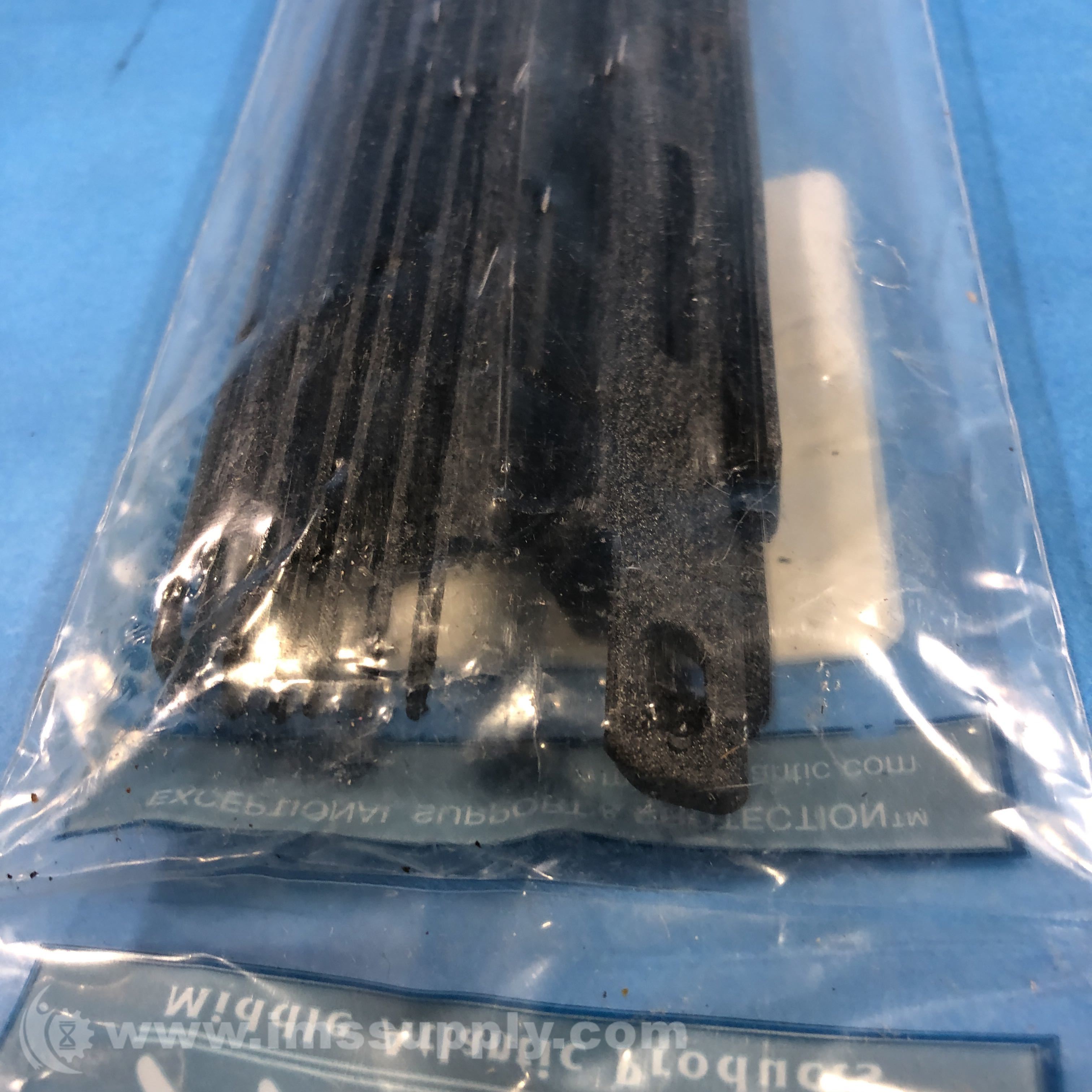 Middle Atlantic Products LBP-1A Bag of 10 Lacing Bars - IMS Supply