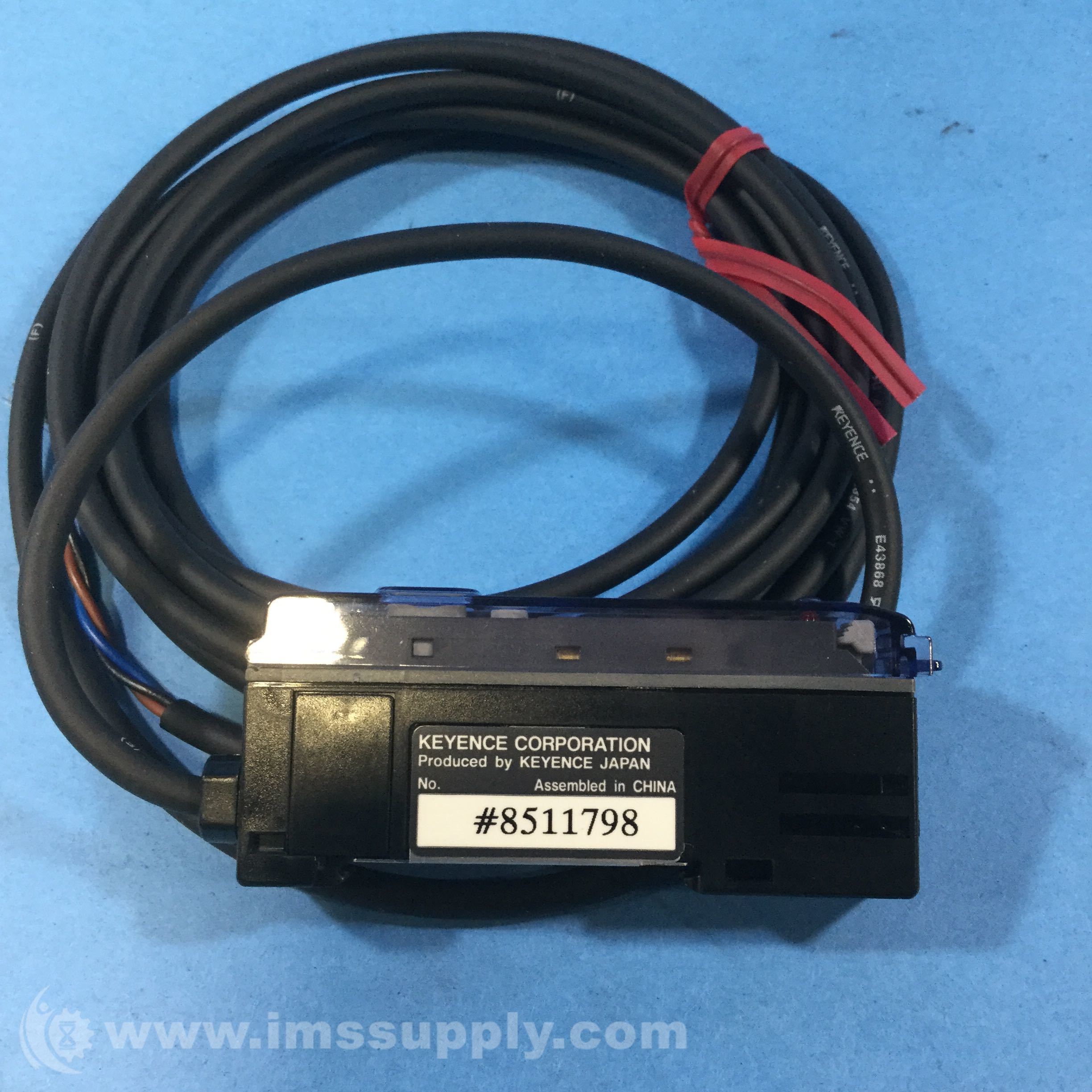 Keyence FS-V11 Fiber Amplifier, Cable Type, Main Unit, NPN - IMS Supply