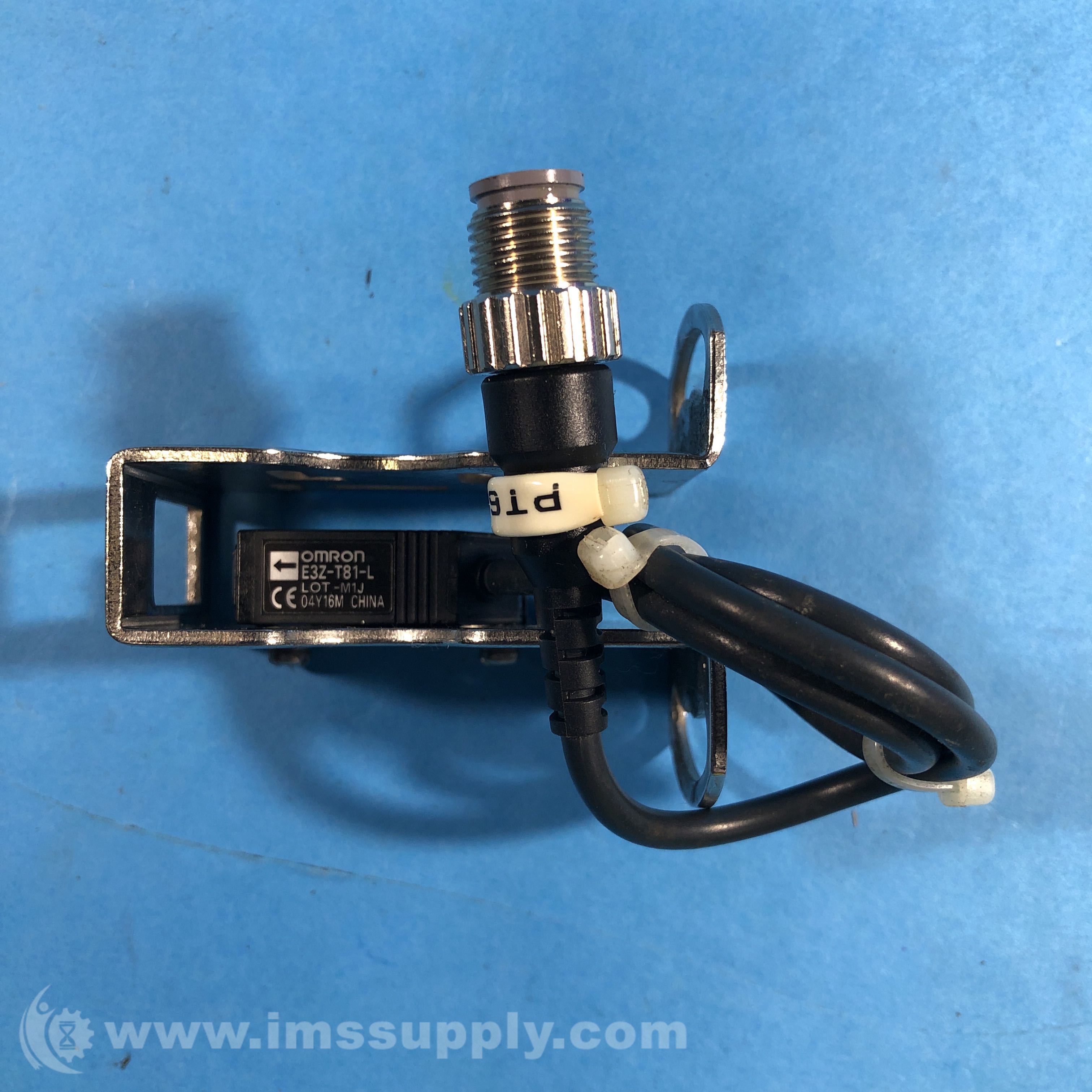 Omron E3Z-T81-L Photoelectric Sensor Emitter - IMS Supply