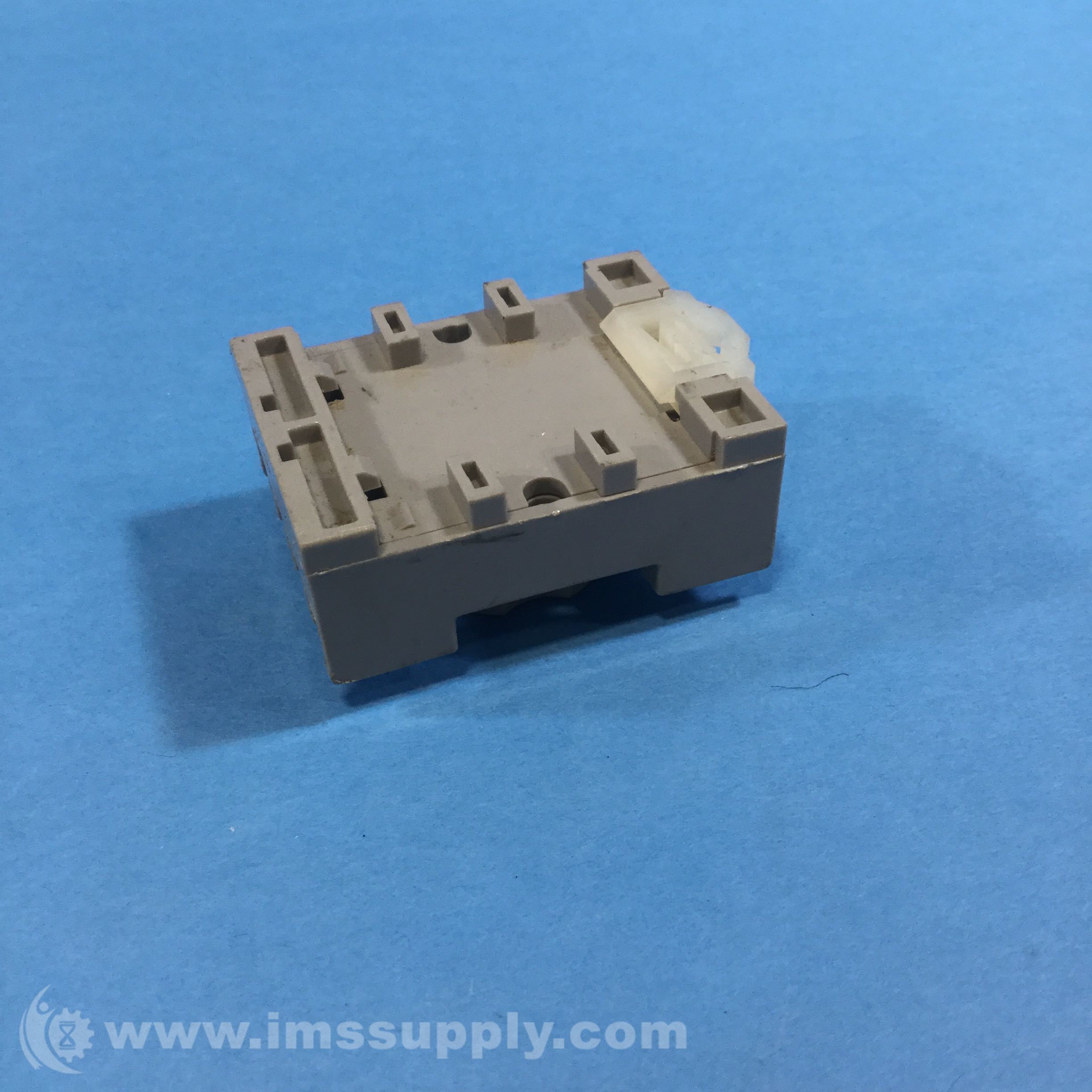 Dayton 5X852F Relay Socket 10AMP 300VAC 8PIN - IMS Supply